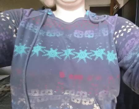 Titty drop Tuesday with help from husband | Scrolller