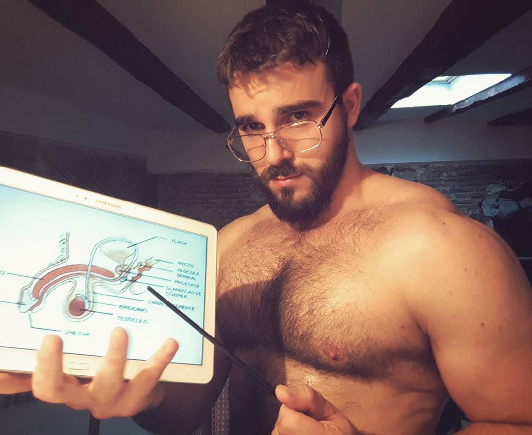 Today's lesson is about male anatomy | Scrolller