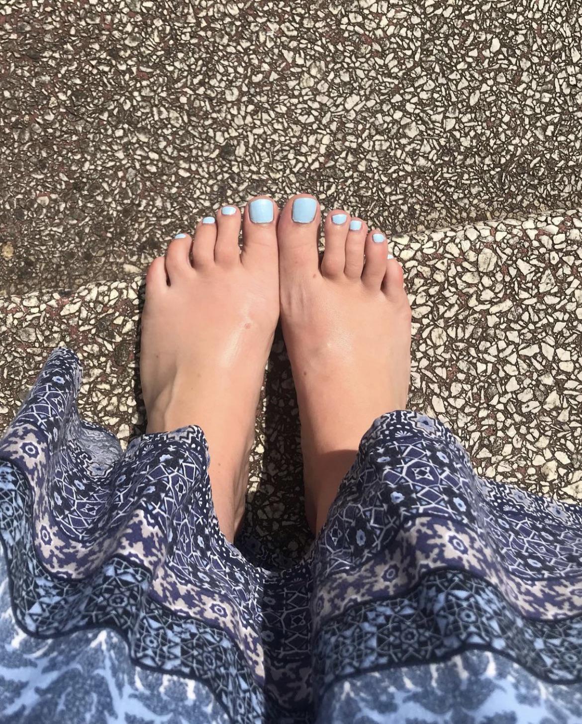 Toes Scrolller