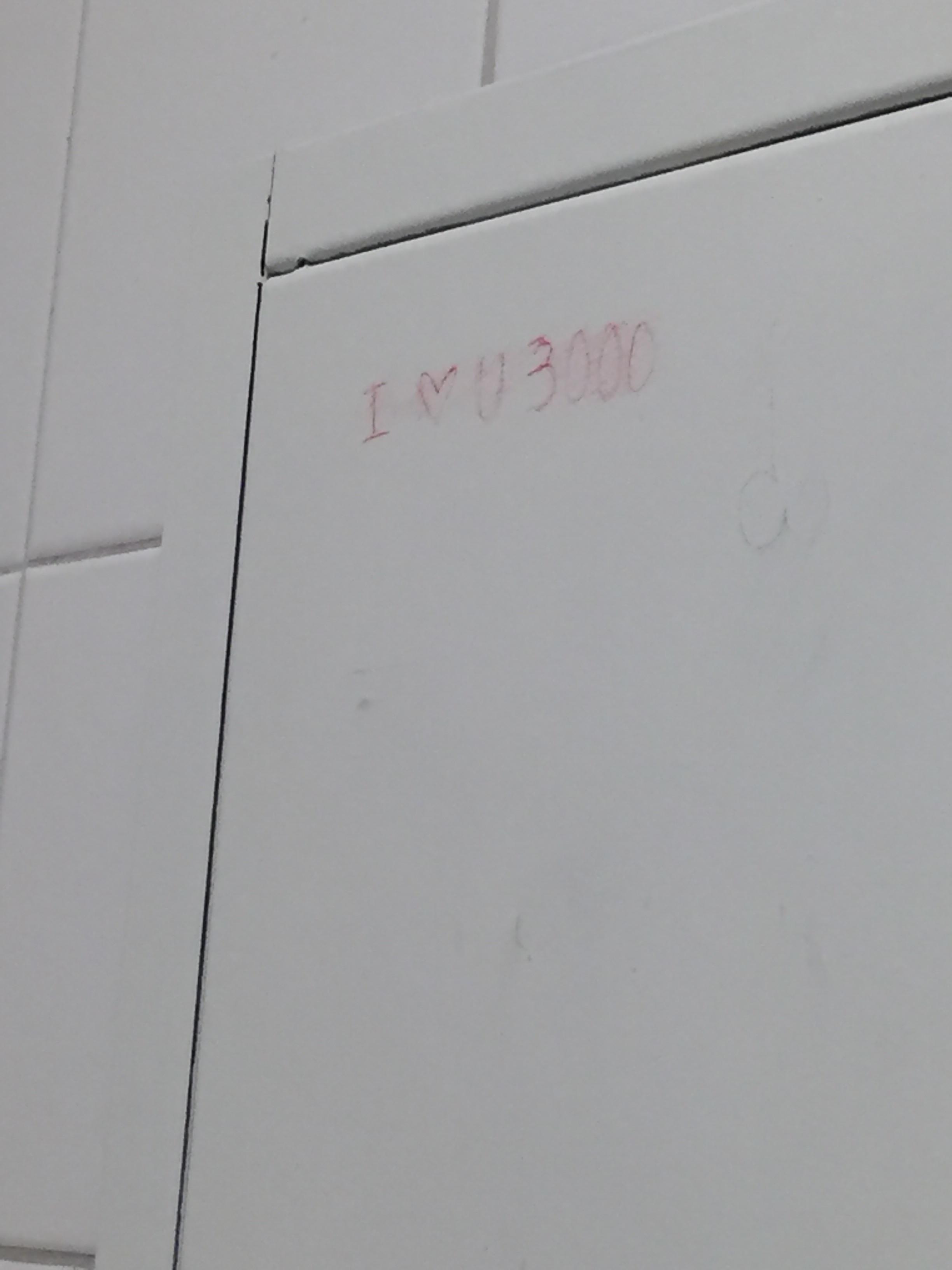 Toilet stall loves you 3000 | Scrolller