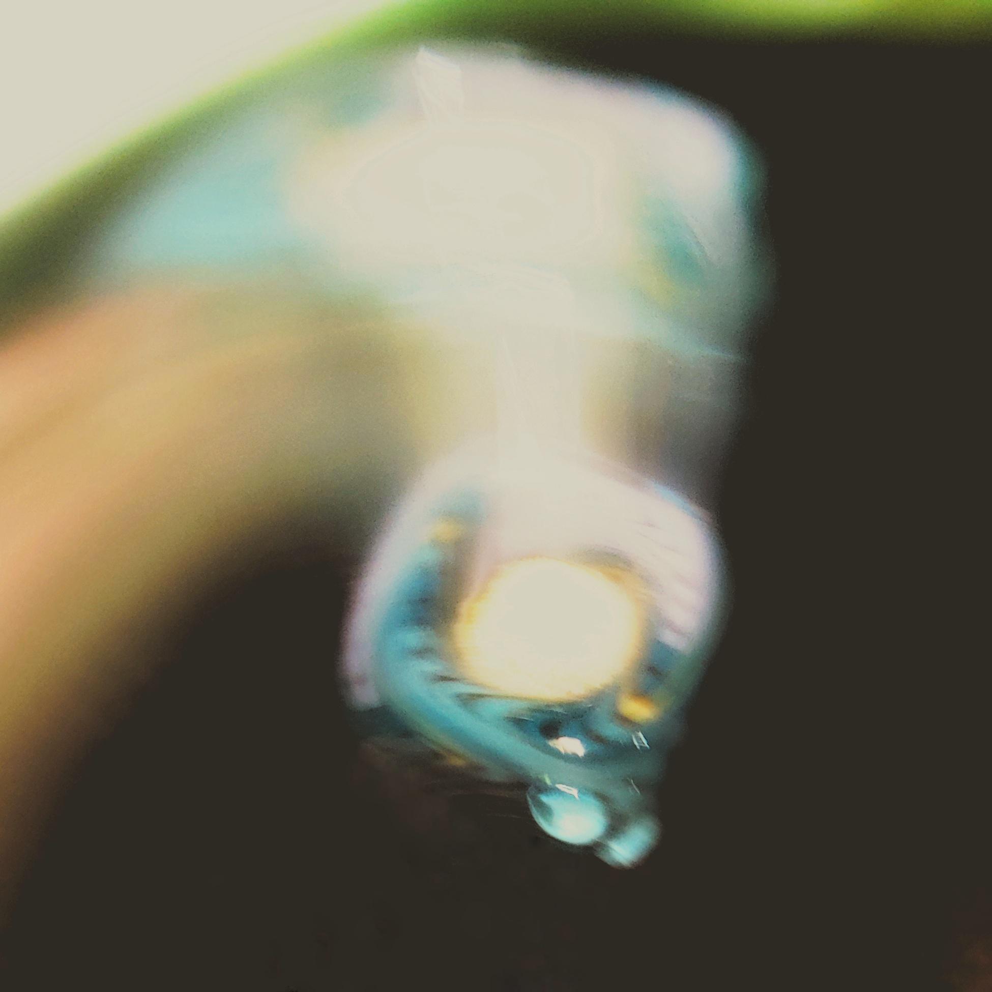 Took a pic through the bong glass | Scrolller