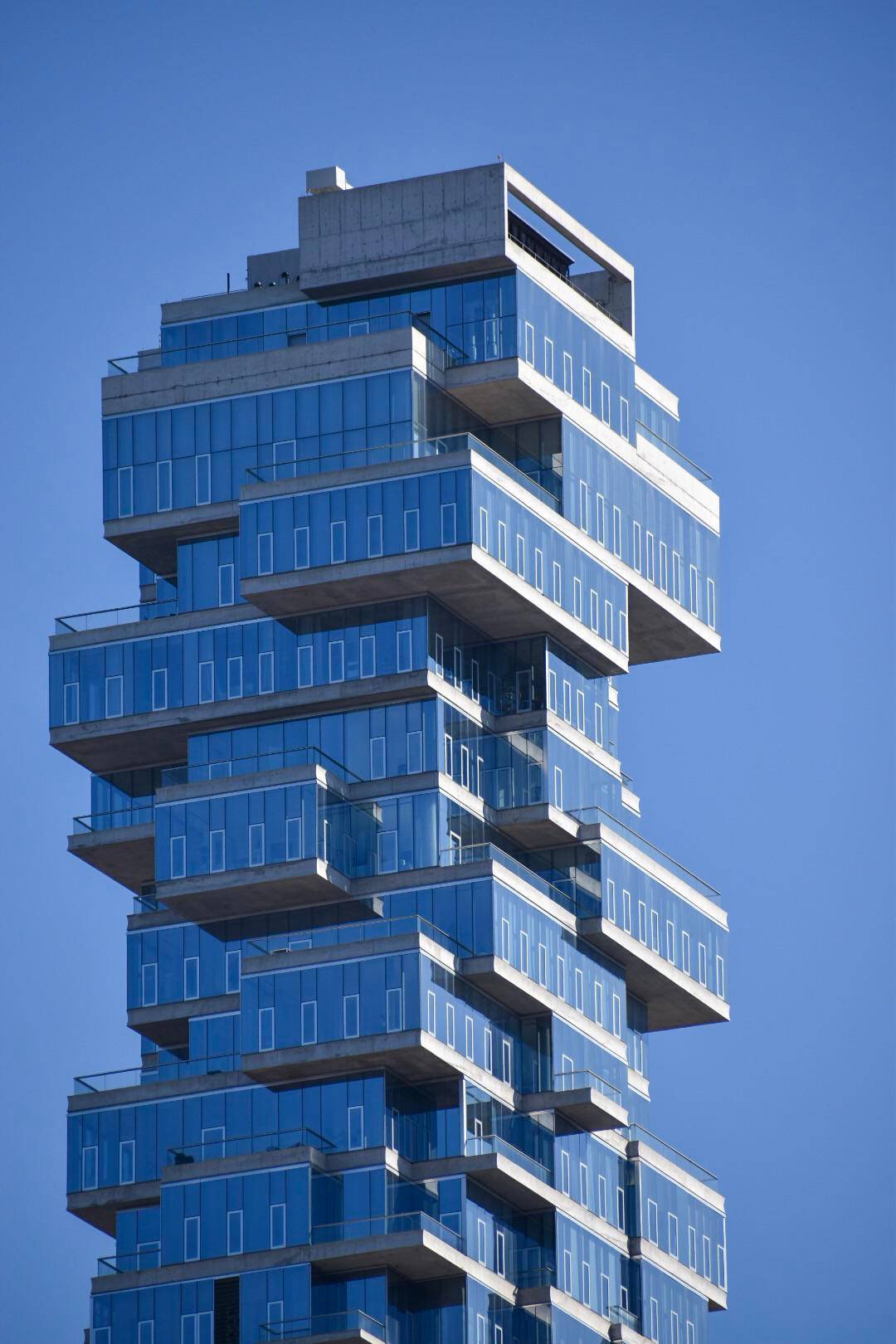Top floors of 56 Leonard in NYC , designed by Herzog & de Meuron [1080 x 1620] | Scrolller