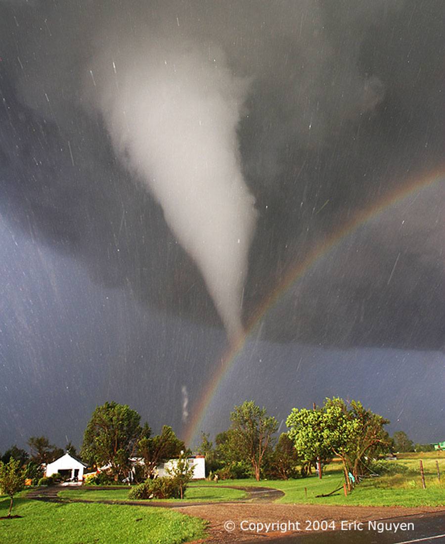 Tornado and rainbow over Kansas | Scrolller