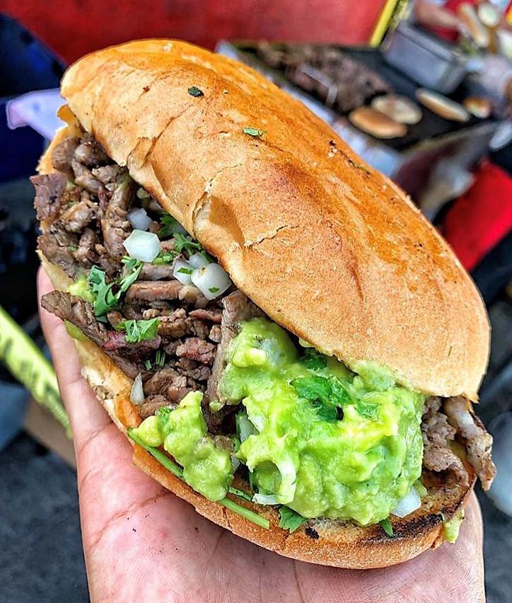 Torta de Carne Asada | Scrolller