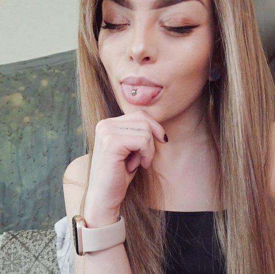 Totally vibbing | Scrolller