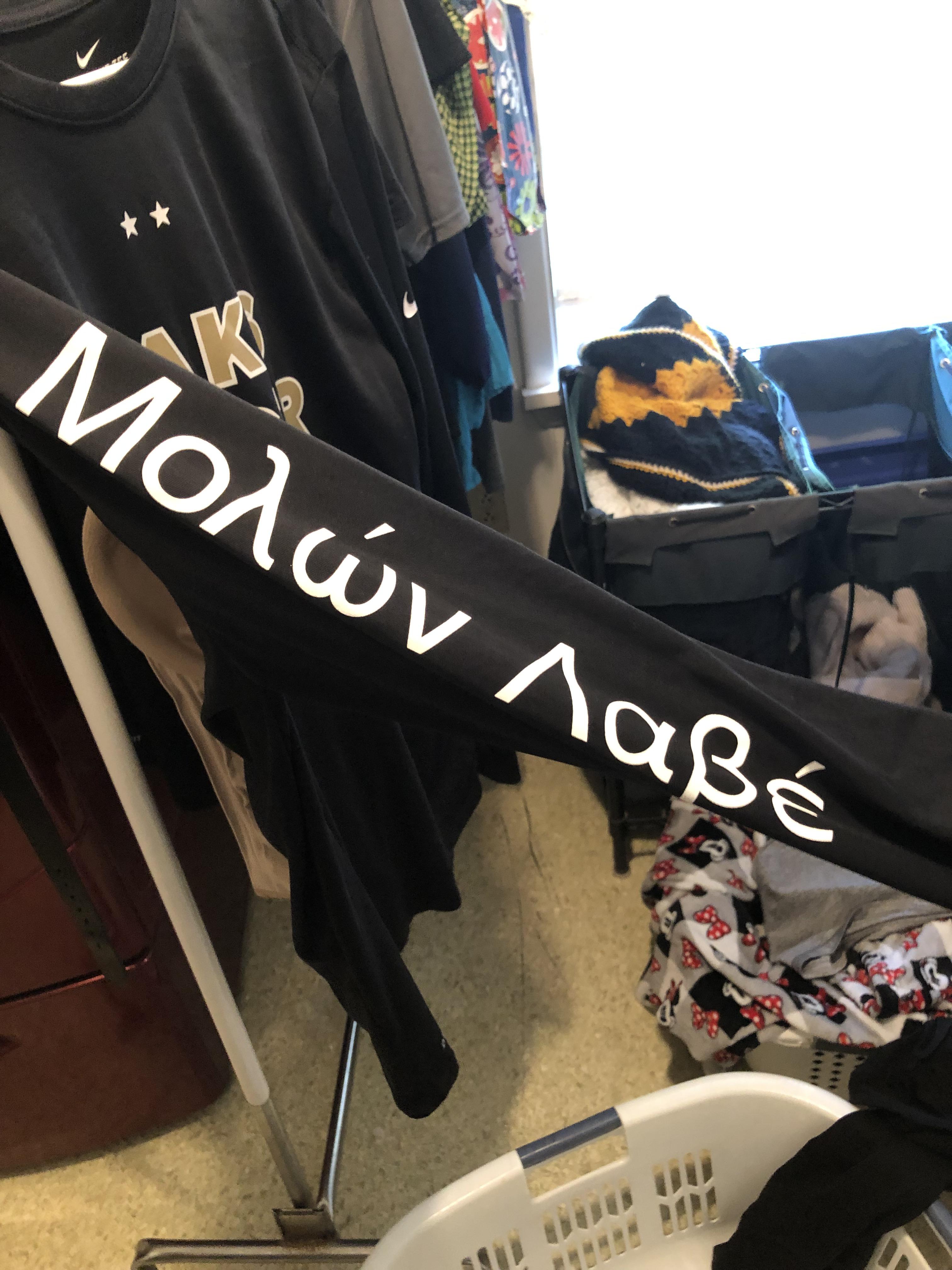 Translation please ? | Scrolller