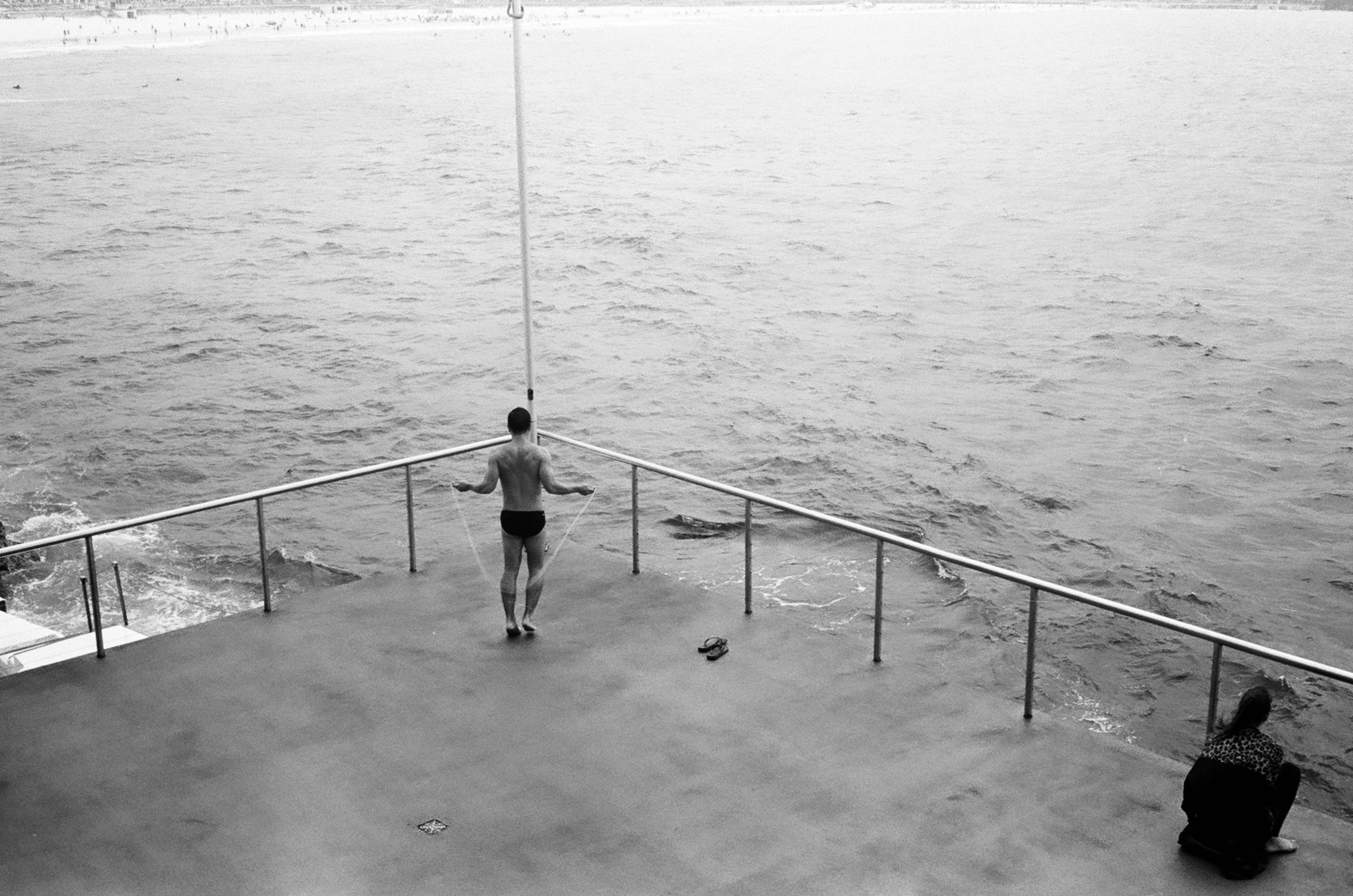 Tri-X 400 / Olympus 35 SP (Sydney, Australia) | Scrolller