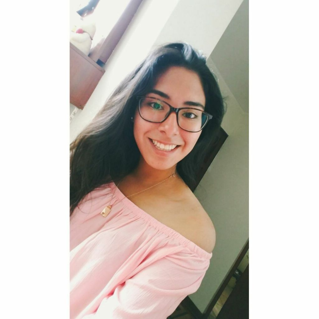 Tribute her face. Want to see how she would look after blowjobs. | Scrolller