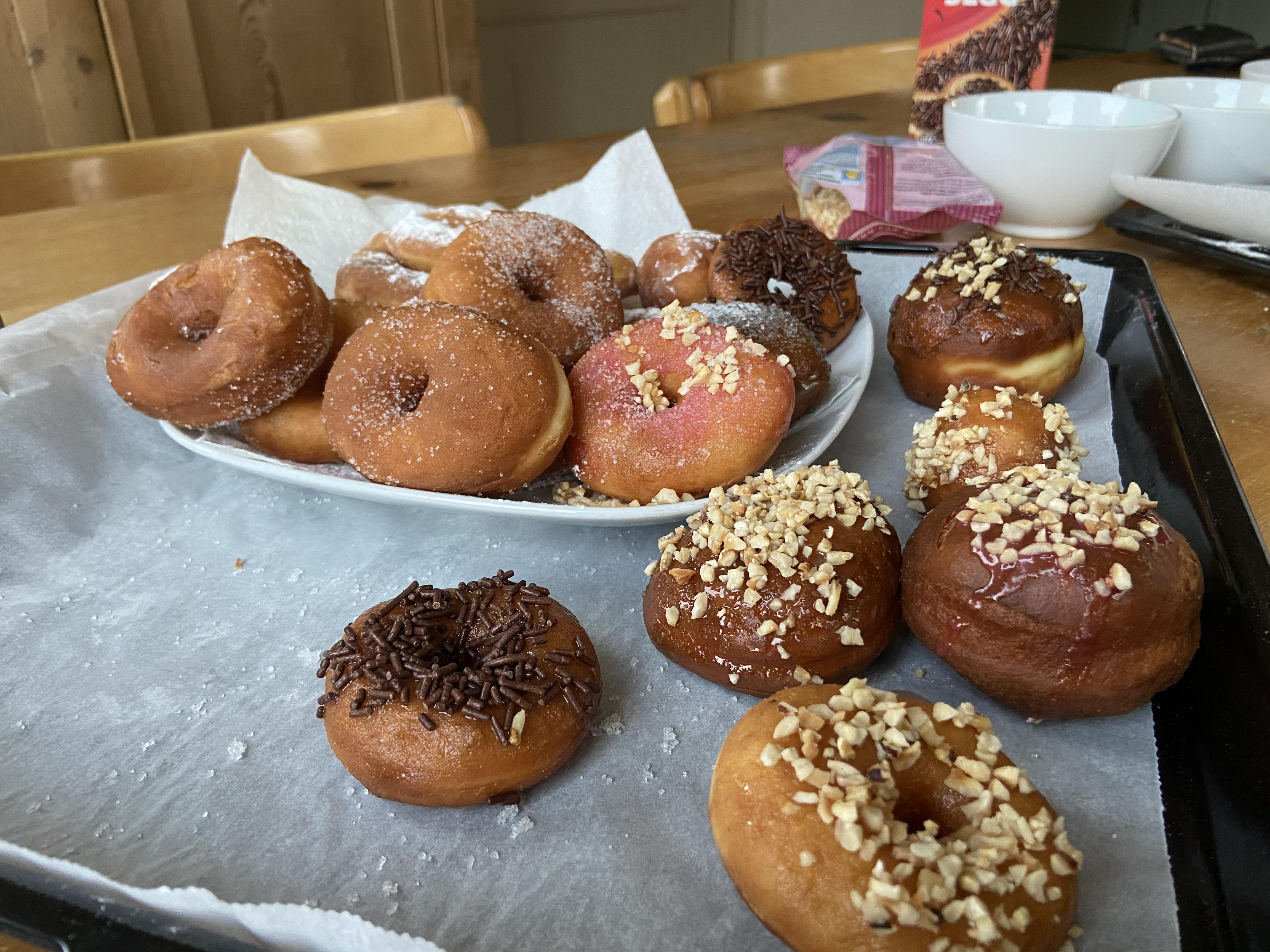 Tried making donuts for the first time, they were damn good | Scrolller