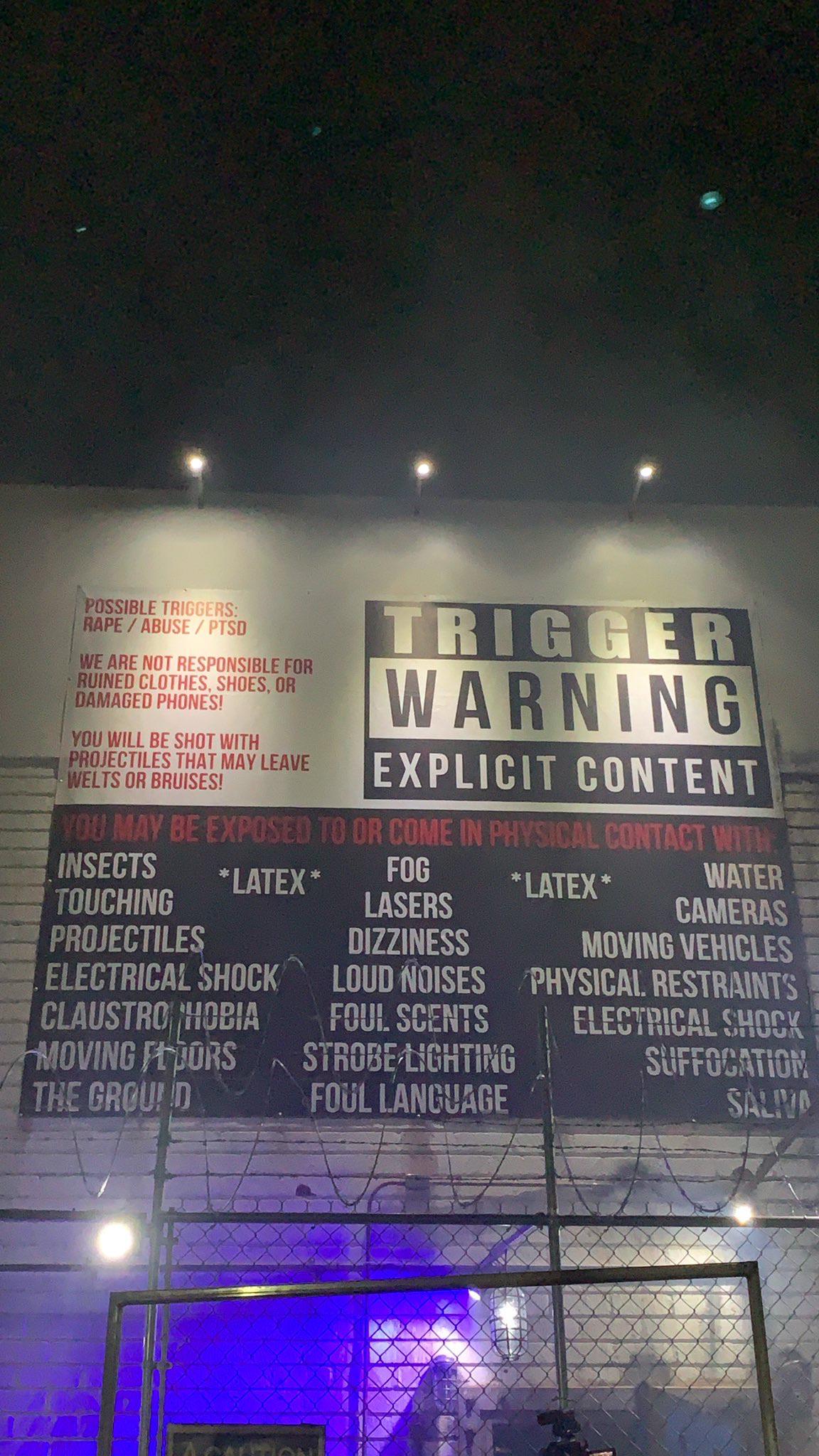 Trigger Warning Outside this Haunted House | Scrolller