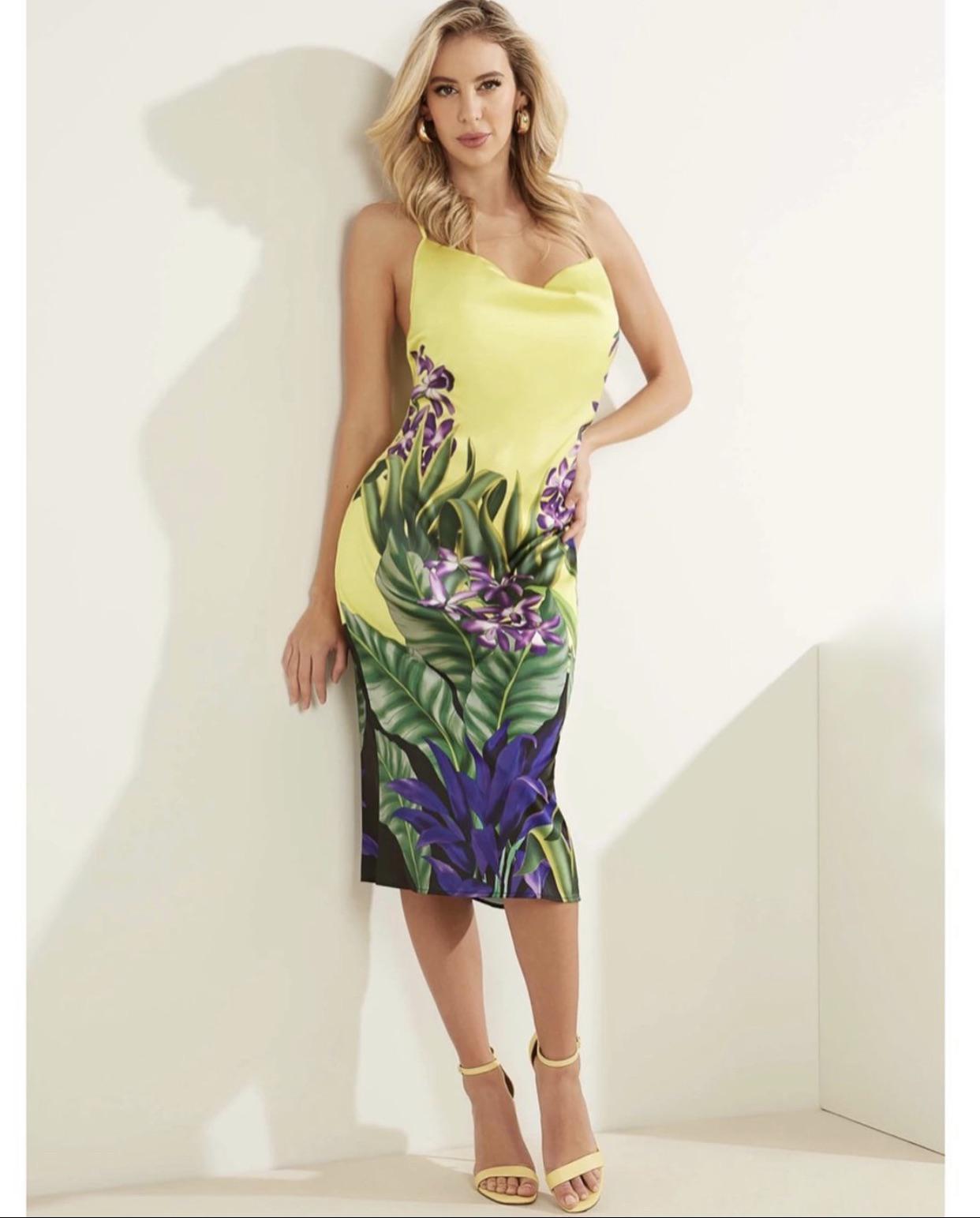 Tropical vibes photo shoot for guess. | Scrolller