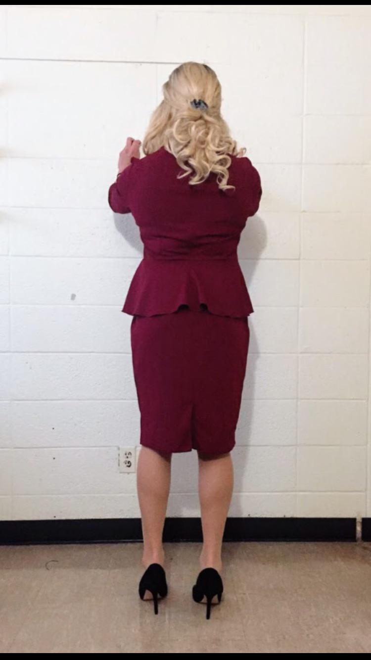 Trying to look professional | Scrolller