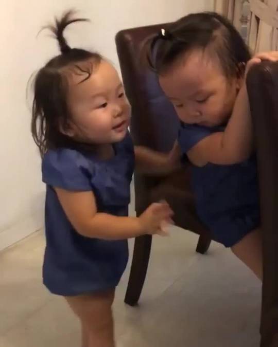 Twins secret handshake | Scrolller