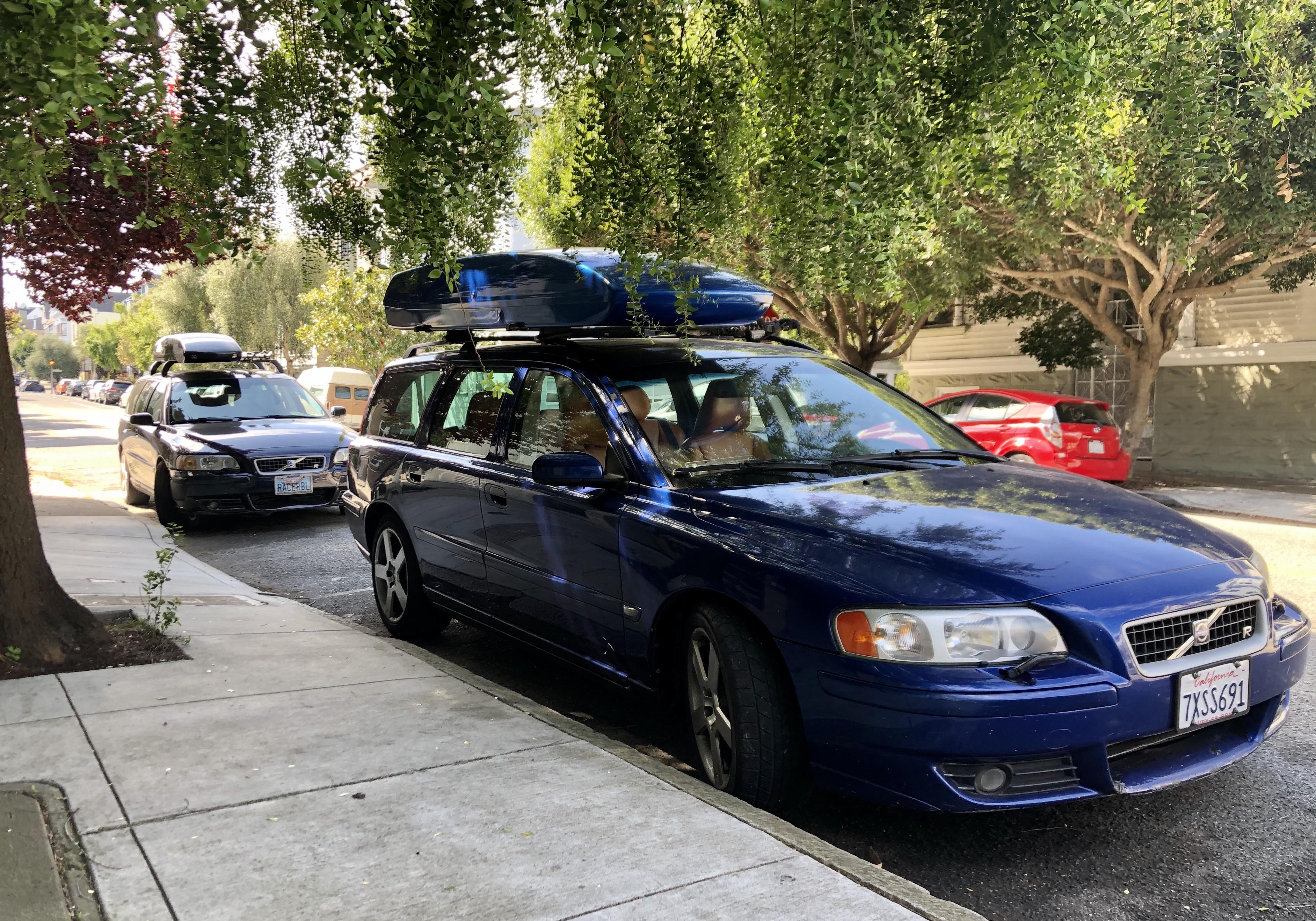 Two V70 Rs spotted! | Scrolller