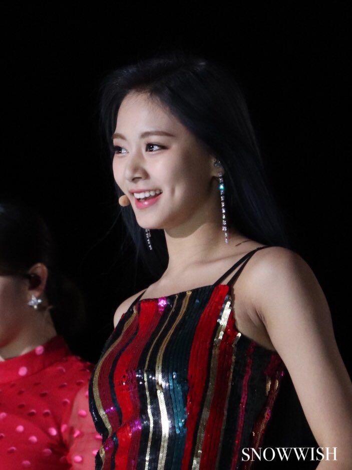 Tzuyu dimple 🥺 | Scrolller