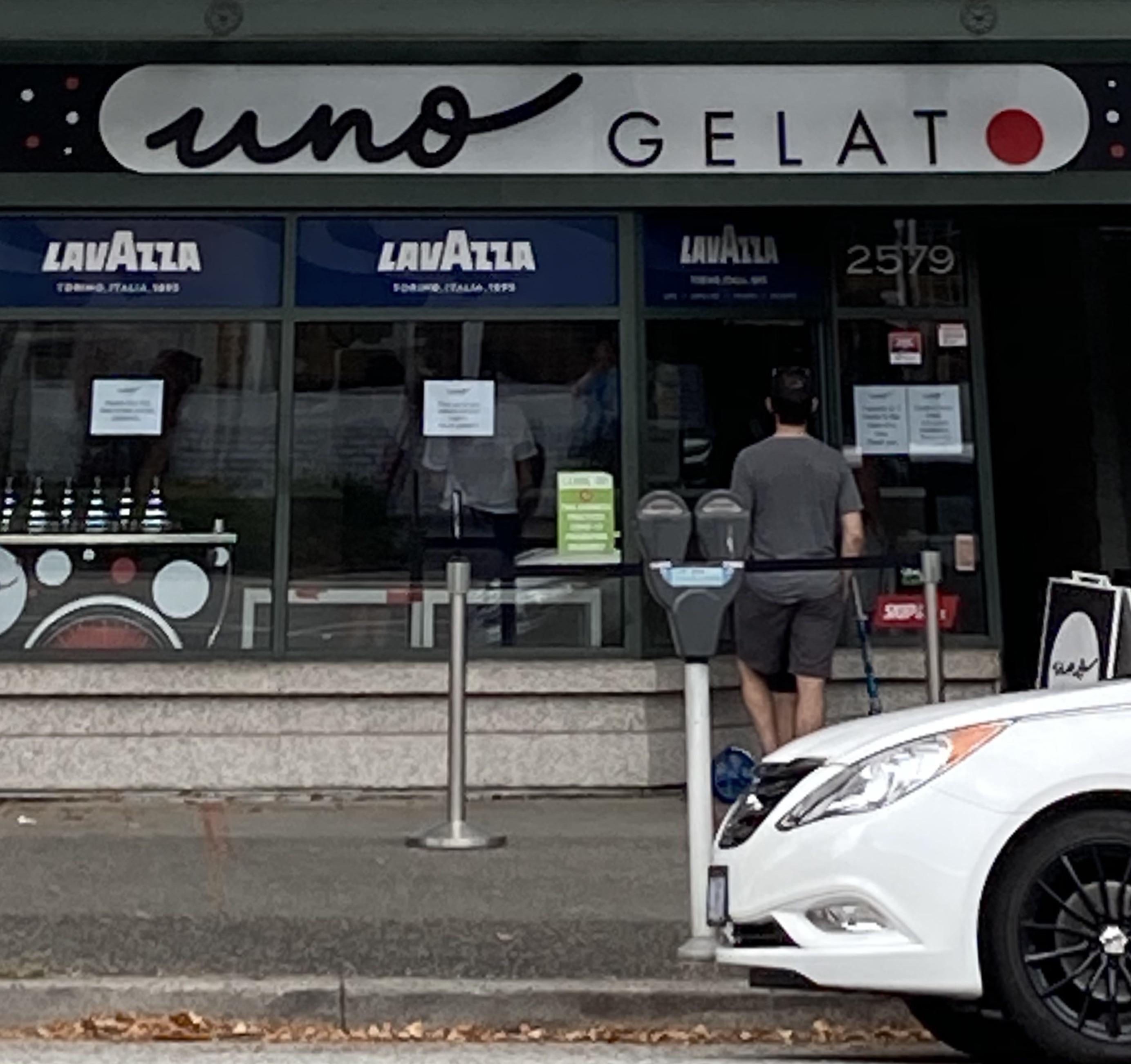 Uno Gelato... | Scrolller