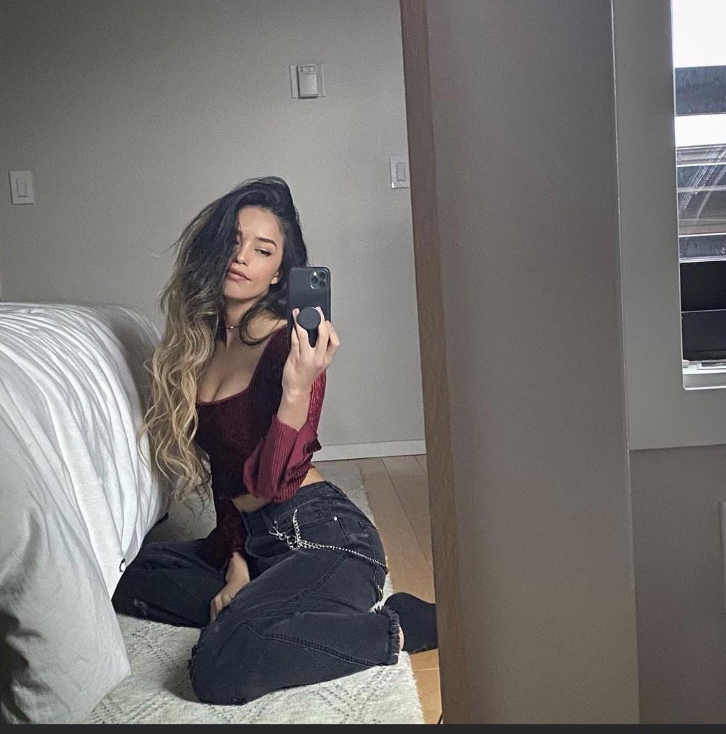 Valkyrae | Scrolller