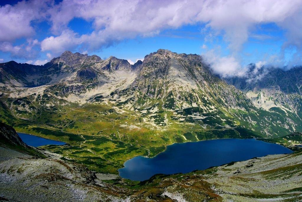 Valley of 5 Lakes in Tatras, Poland [1024x685] | Scrolller
