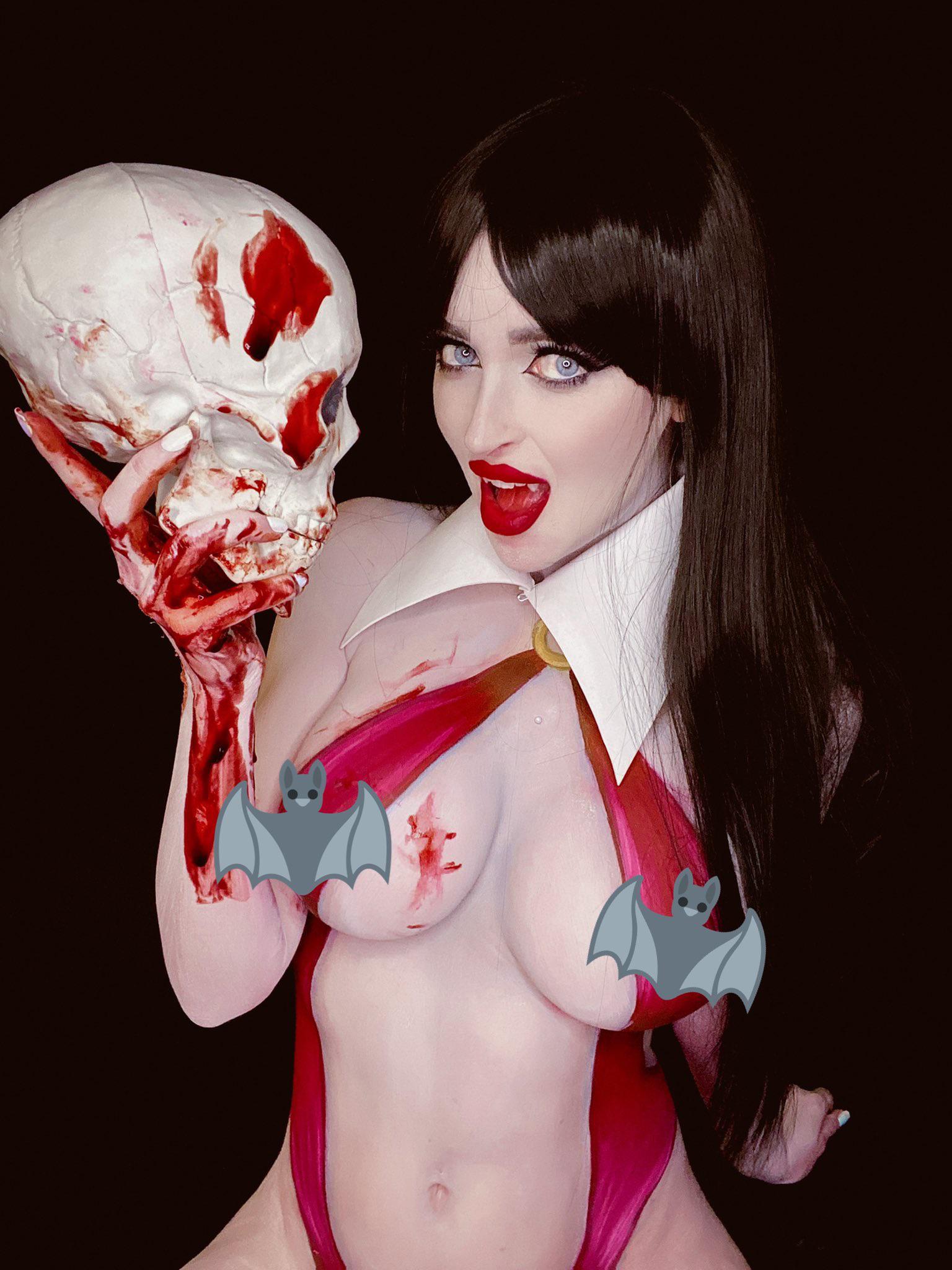 Vampirella | Scrolller