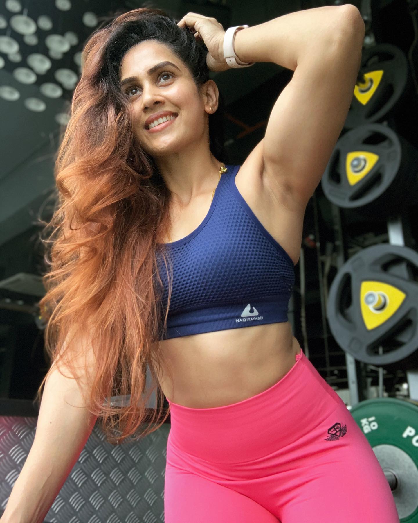 Vaishali - perfect pits! | Scrolller