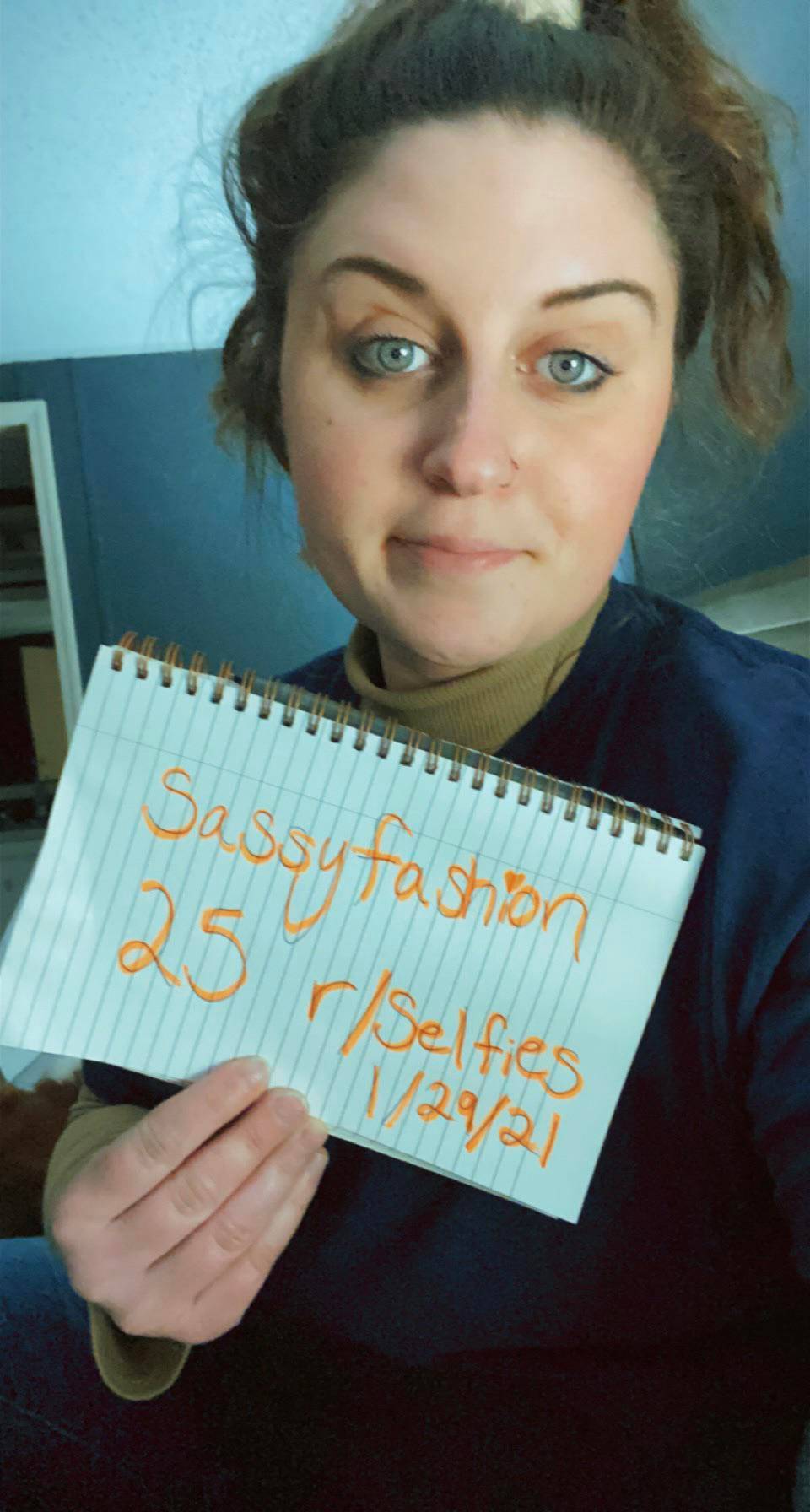Verification, F over 18 | Scrolller