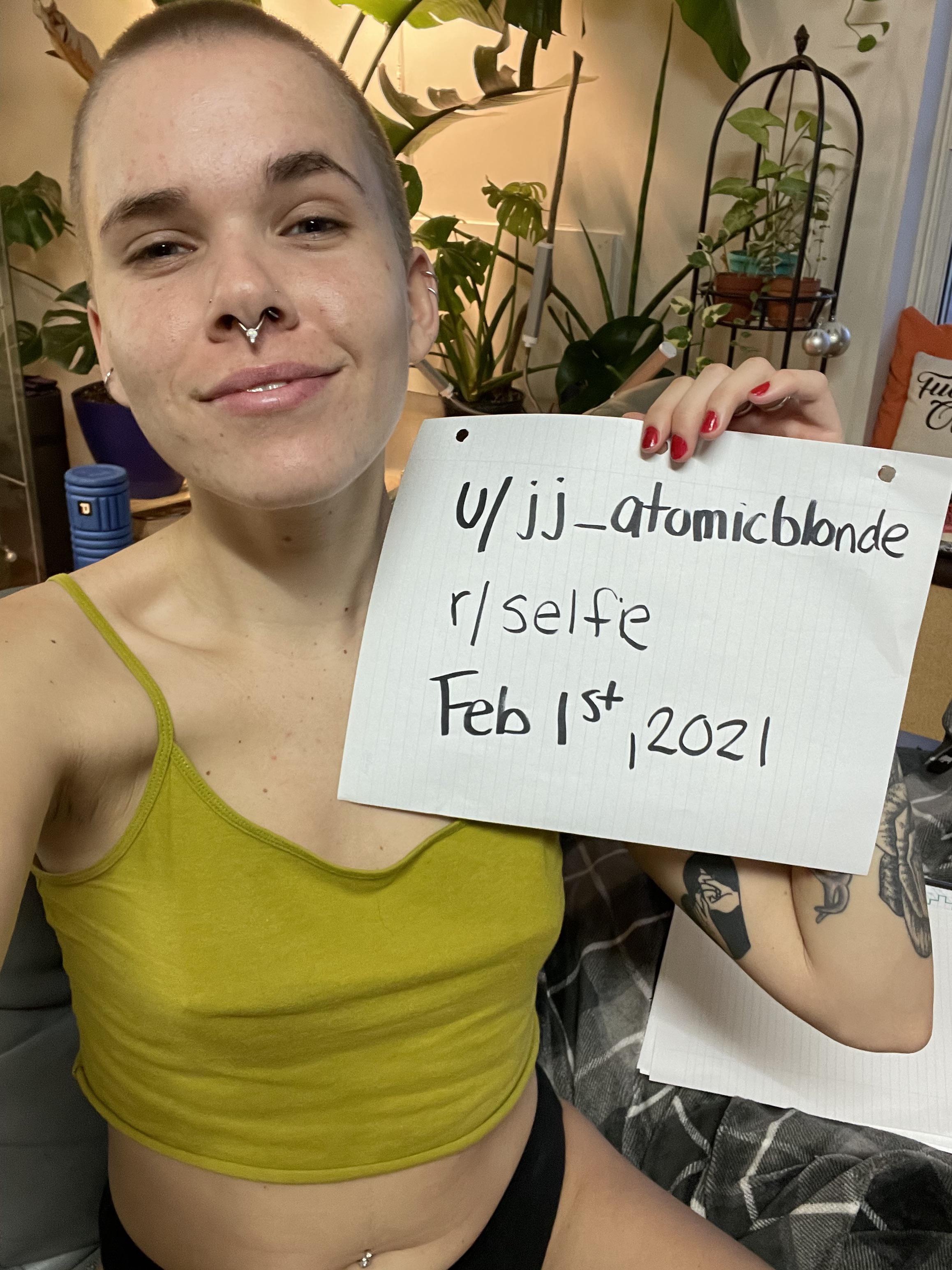 Verification selfie 🥰 | Scrolller