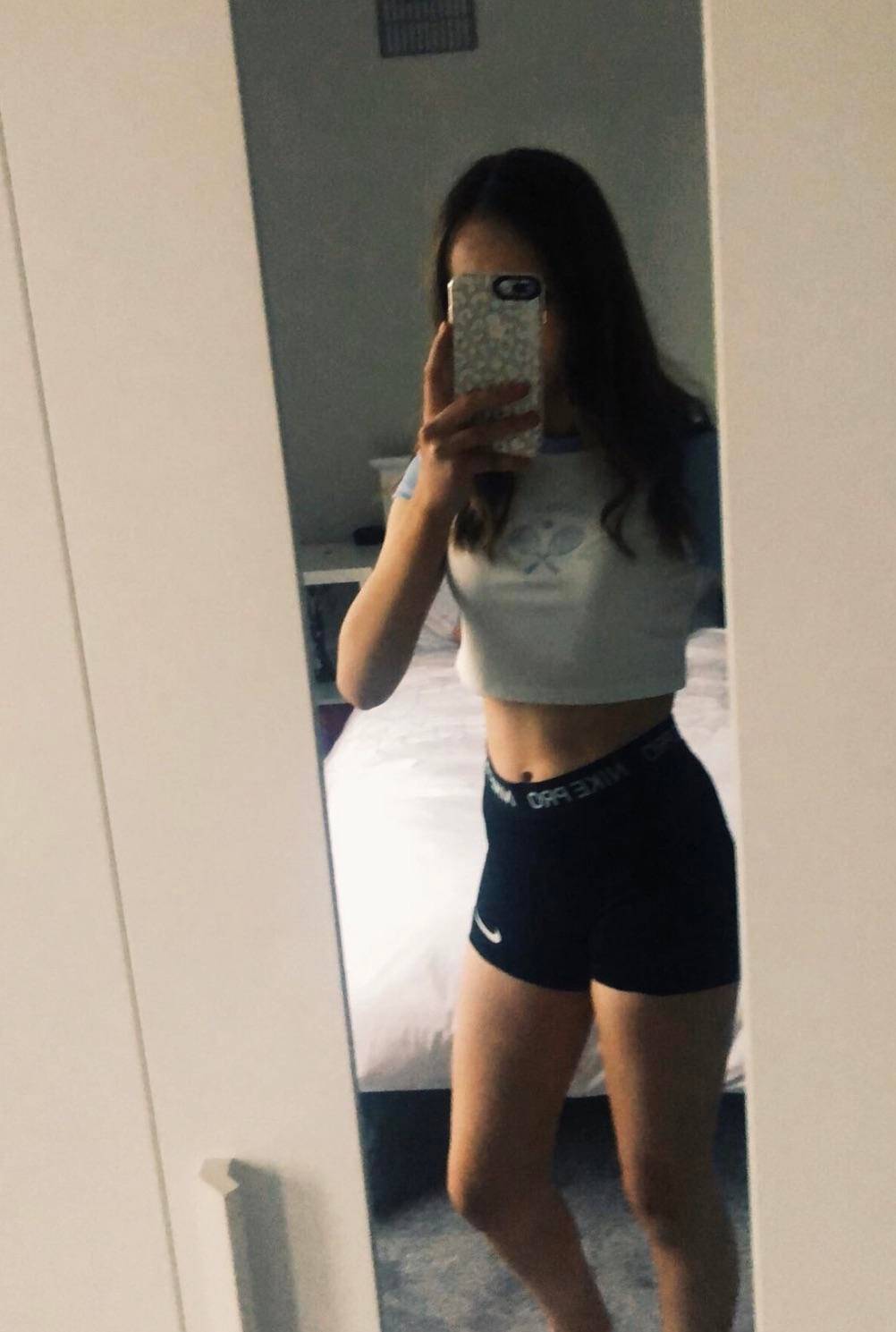 Very fit | Scrolller