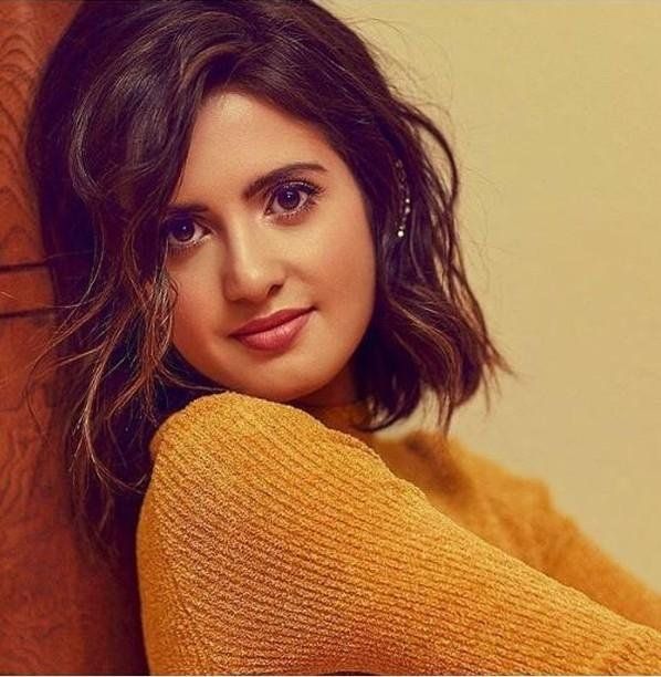 Very Pretty | Scrolller