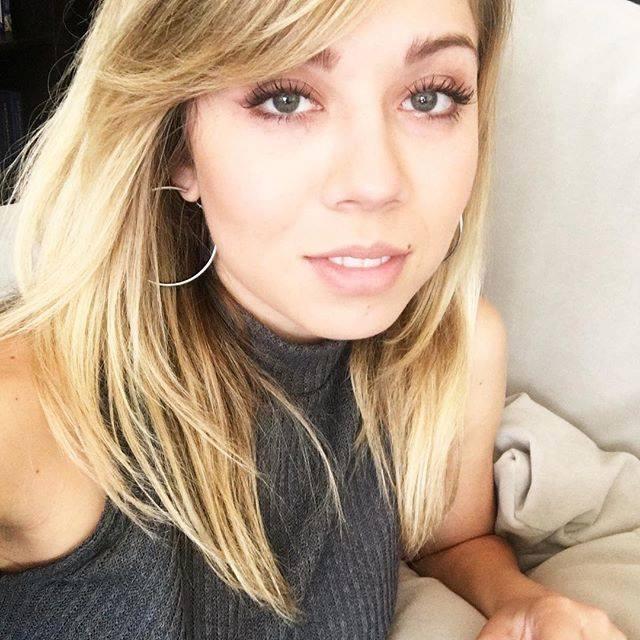 Very pretty | Scrolller