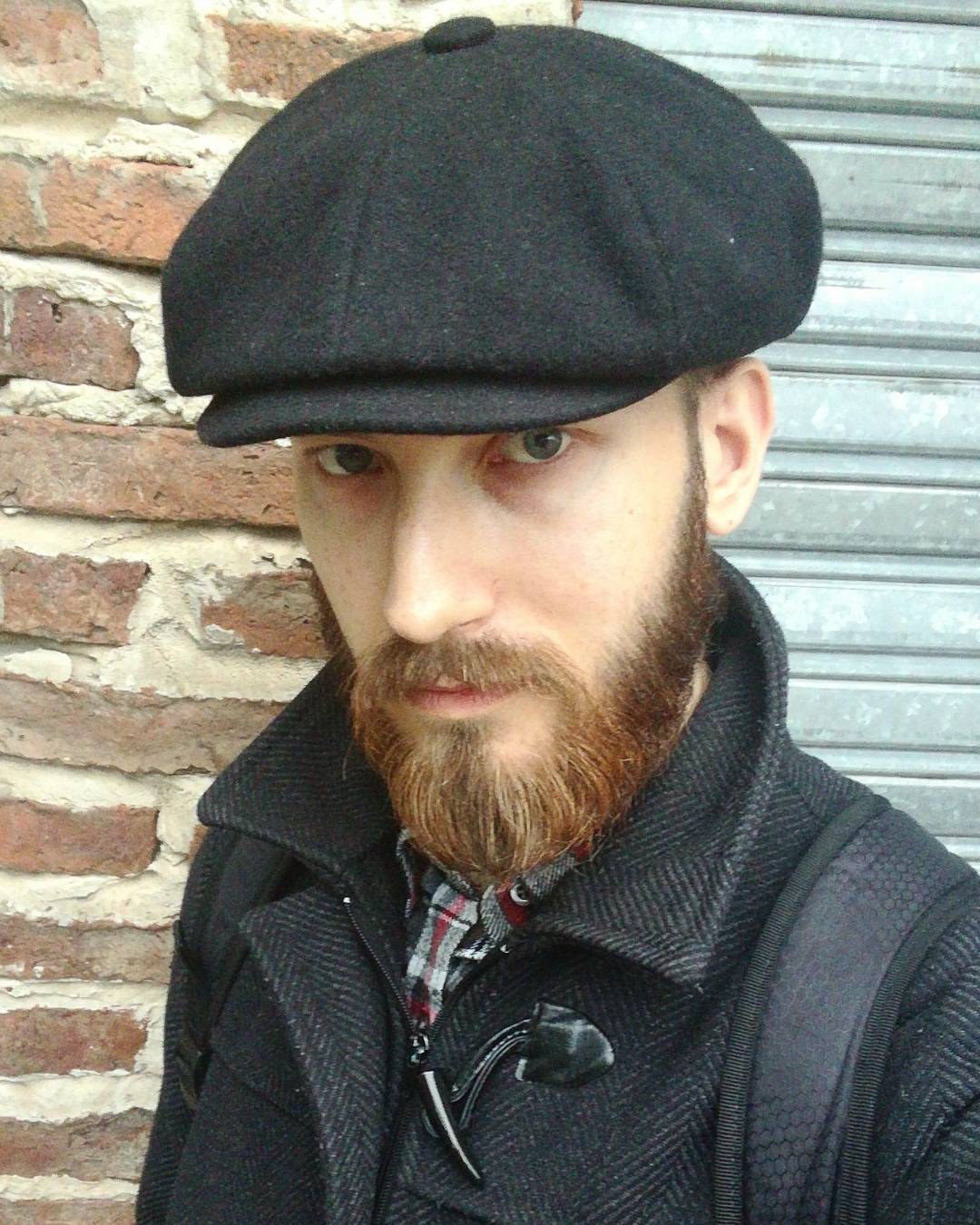 Vintage winter look, newsboy cap and duffle coat. Photo from 2018 | Scrolller