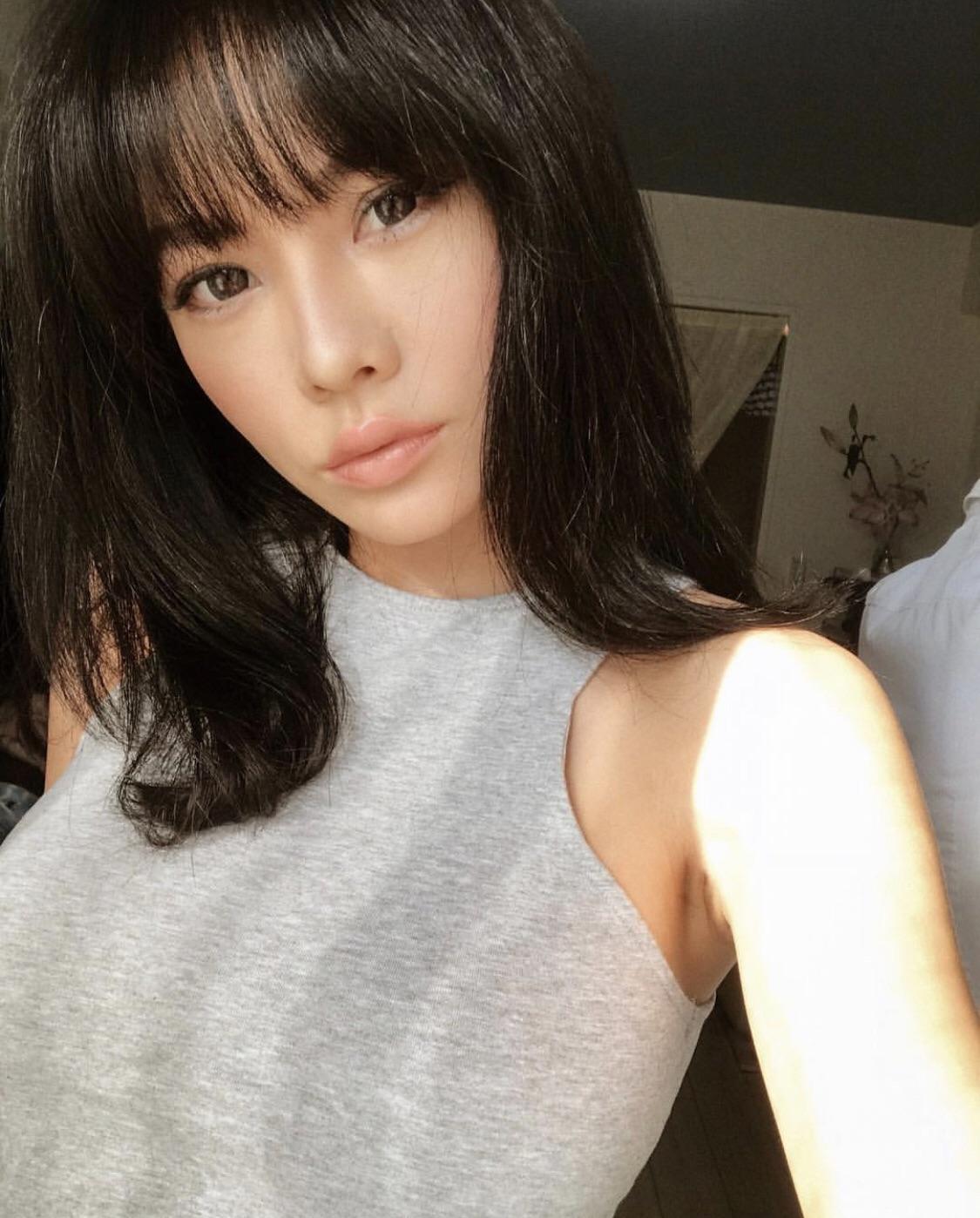 Vivianna Yin | Scrolller