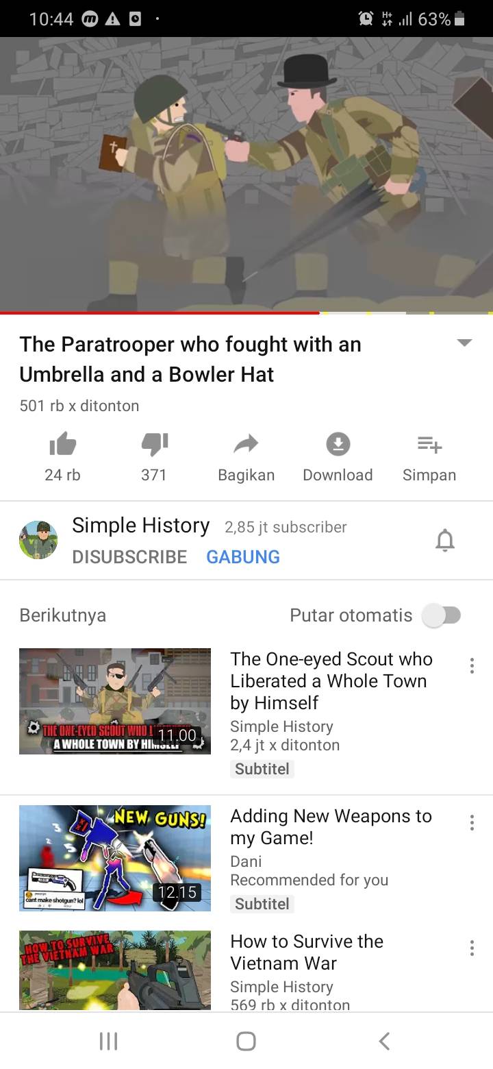 Wait a minute | Scrolller