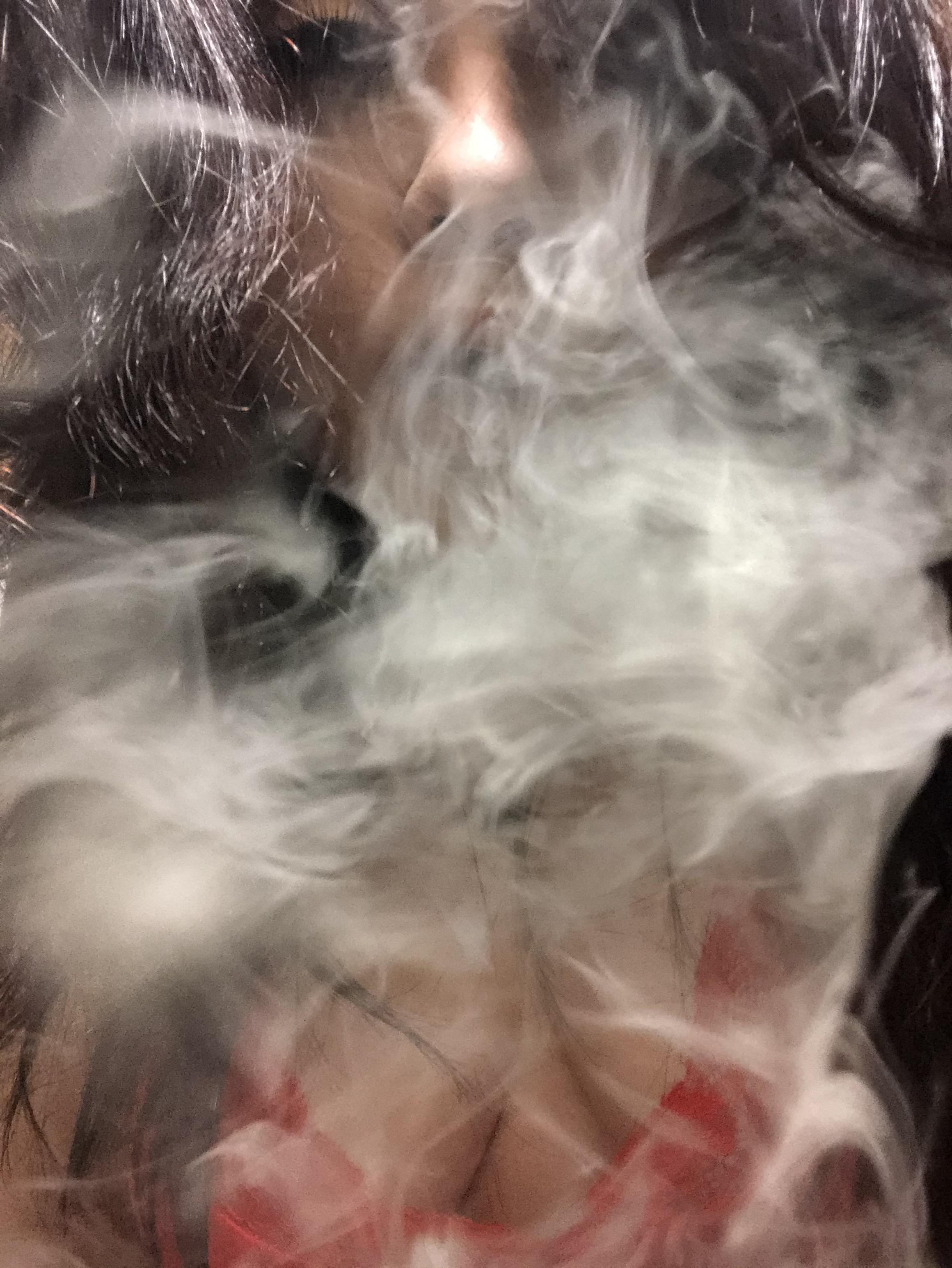 wanna blow all this smoke in your [f]ace ;) | Scrolller