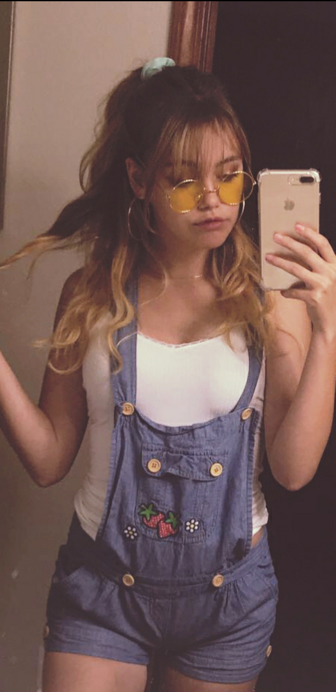 Discover More Like Selfieheaven Want More And Related Content 9122