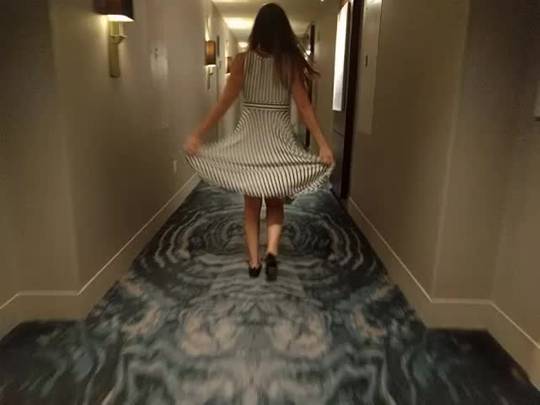 c'mon....come play with me!! | Scrolller