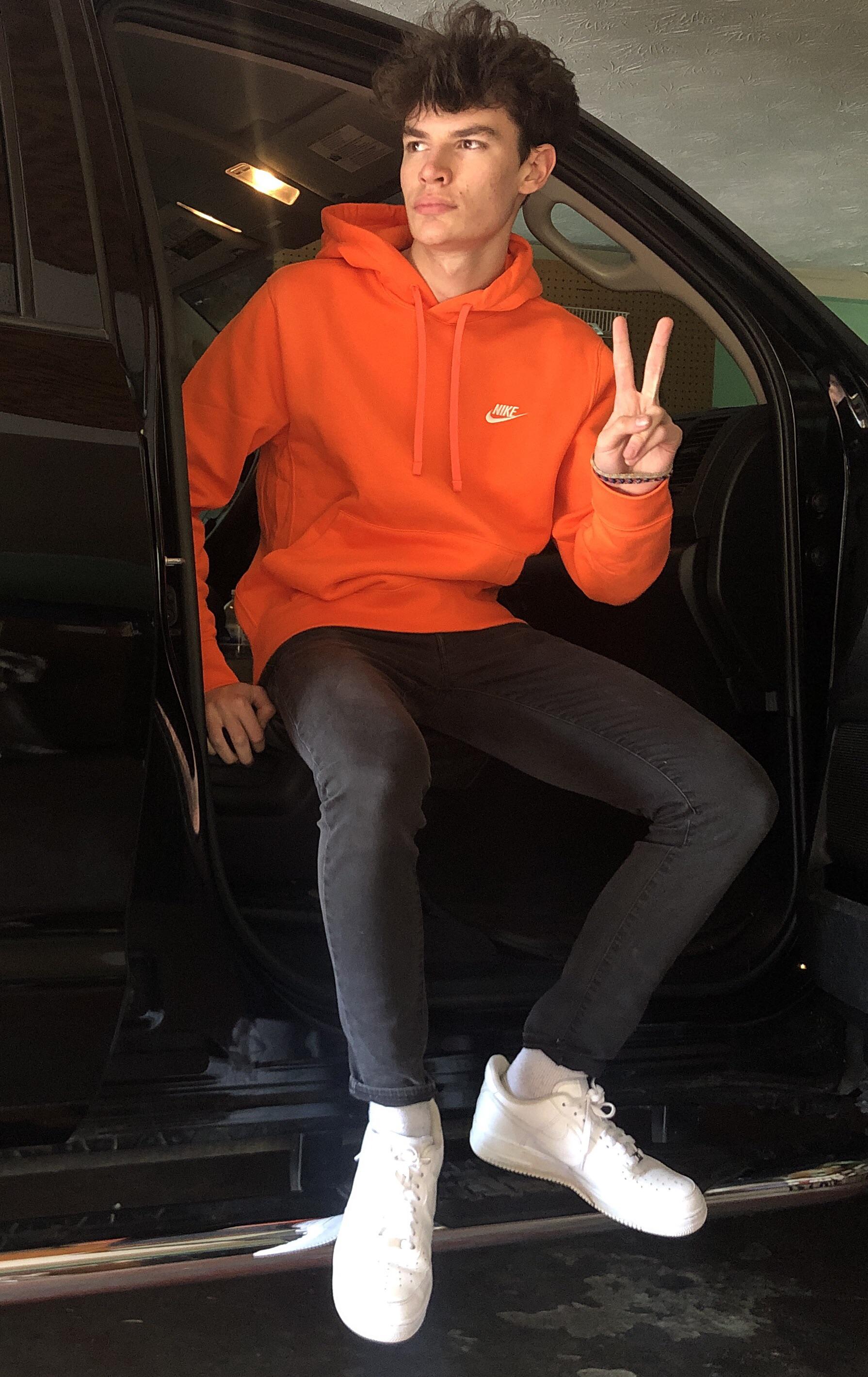 [WDYWT] orange | Scrolller