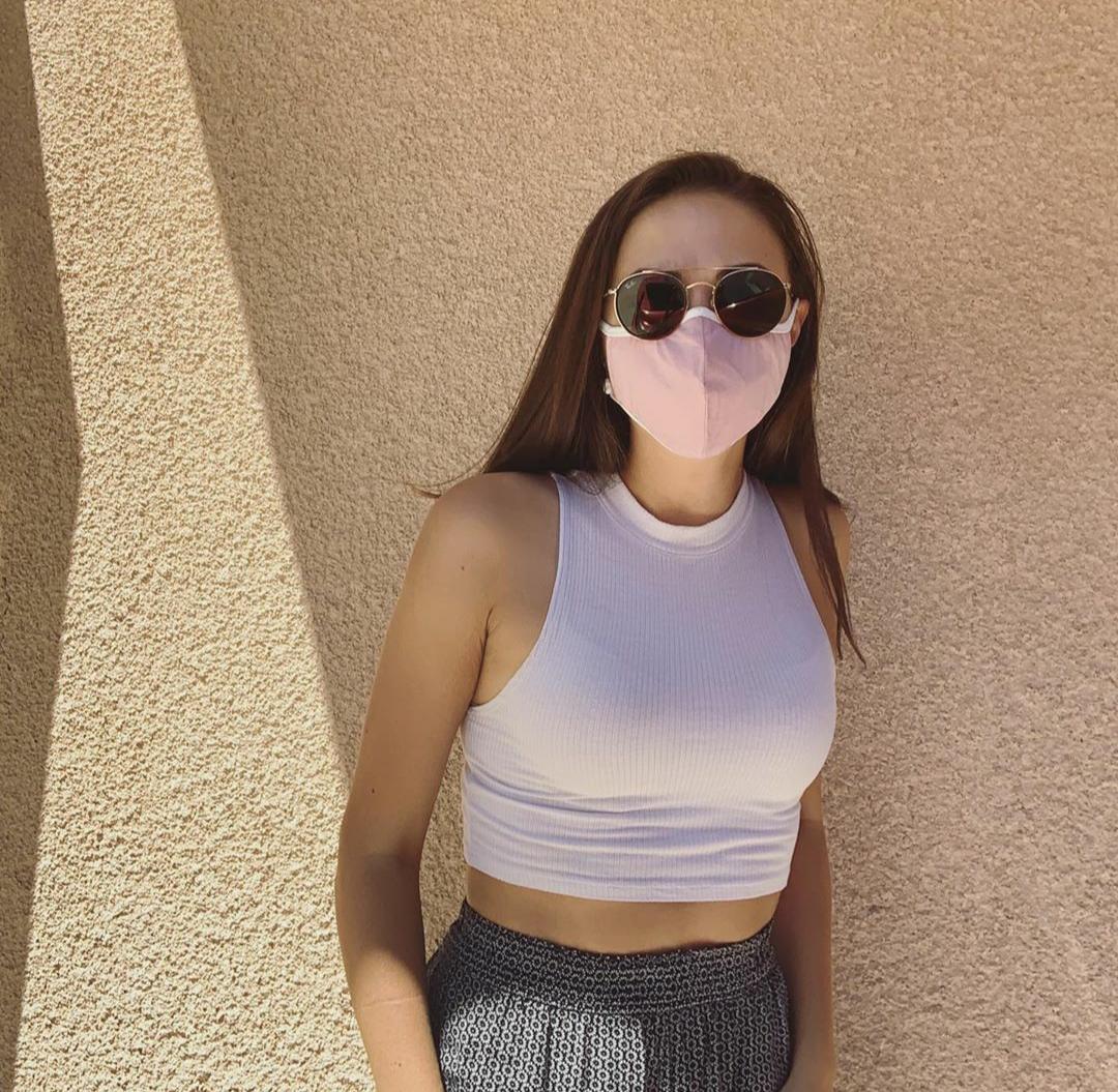 Wear a mask!!! | Scrolller