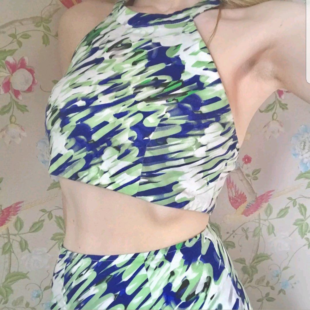 Weekend two-piece. | Scrolller