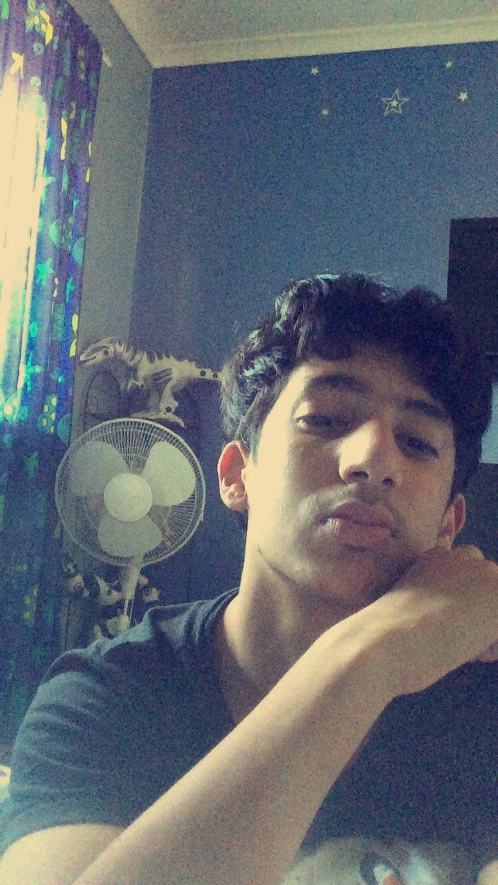 Well.. Am I? 17m | Scrolller