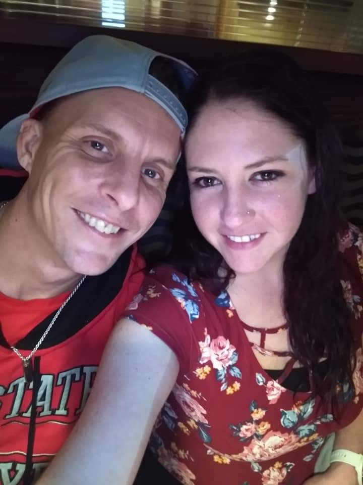 Were looking for couples to play with | Scrolller