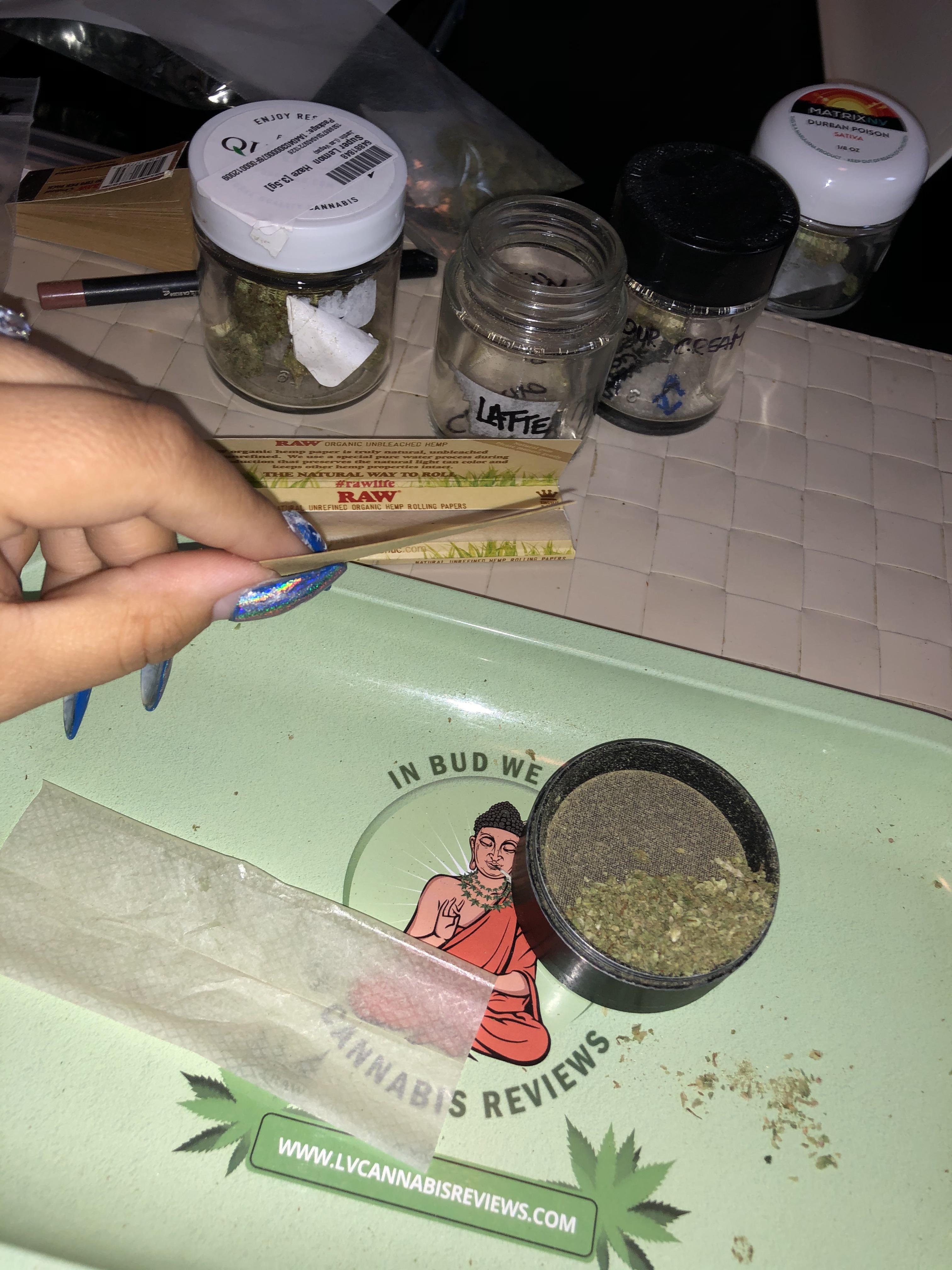 What’s your favorite strain to unwind ? | Scrolller