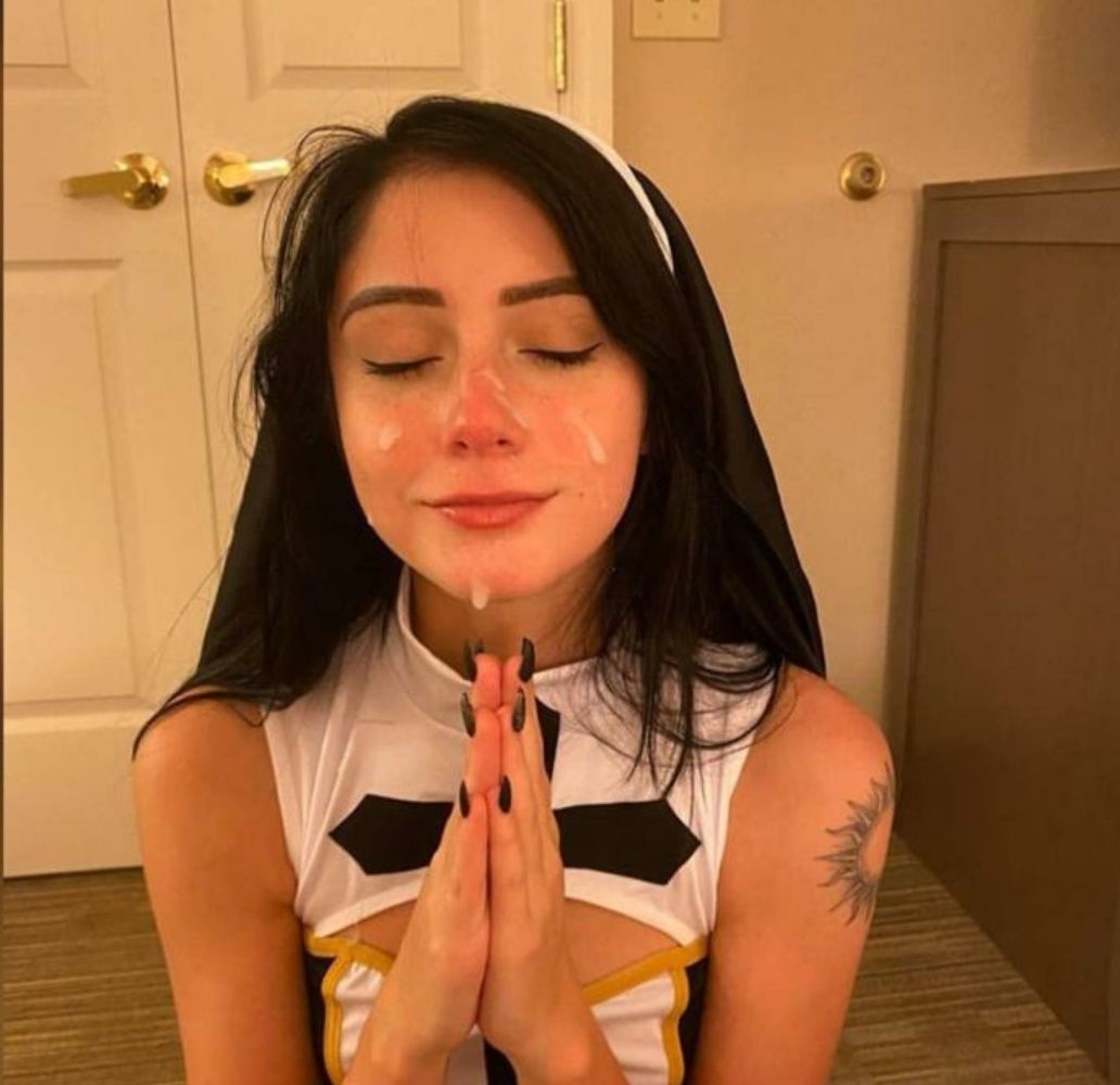 What's her name? | Scrolller