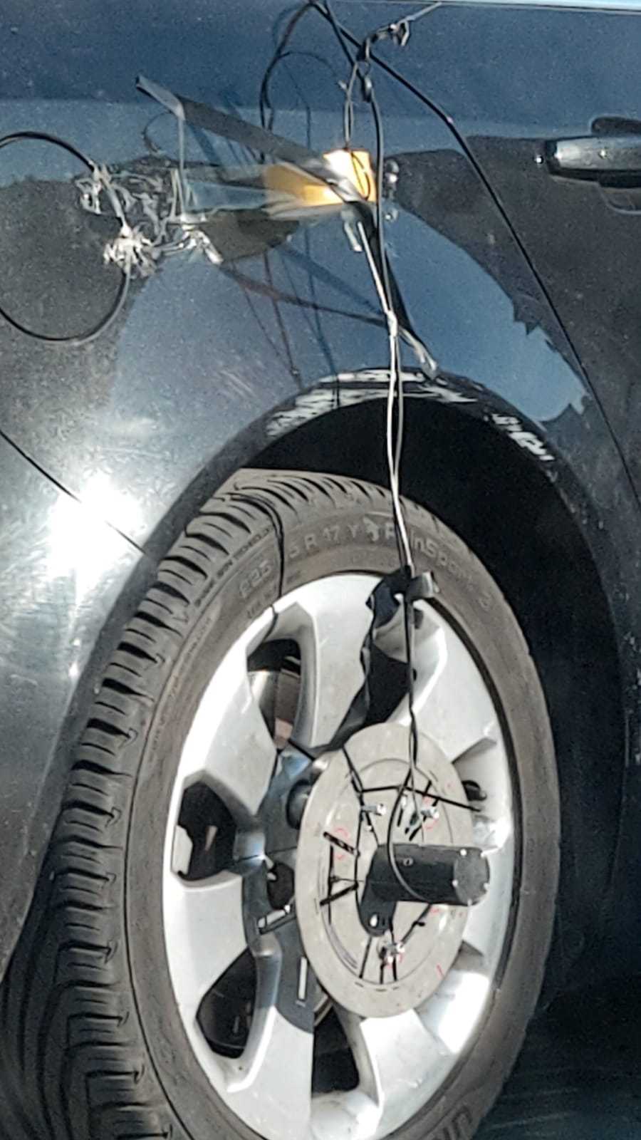 What's that thing on car wheel? | Scrolller