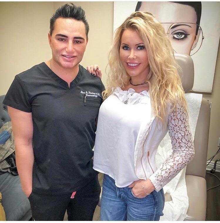 When you see your botched doctor and say “I want what you got” | Scrolller