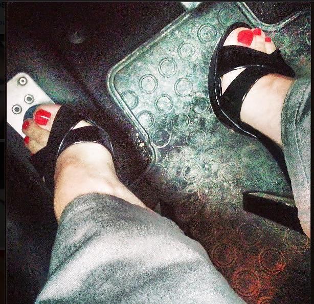 While driving | Scrolller