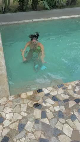 Ruby Reid | Scrolller