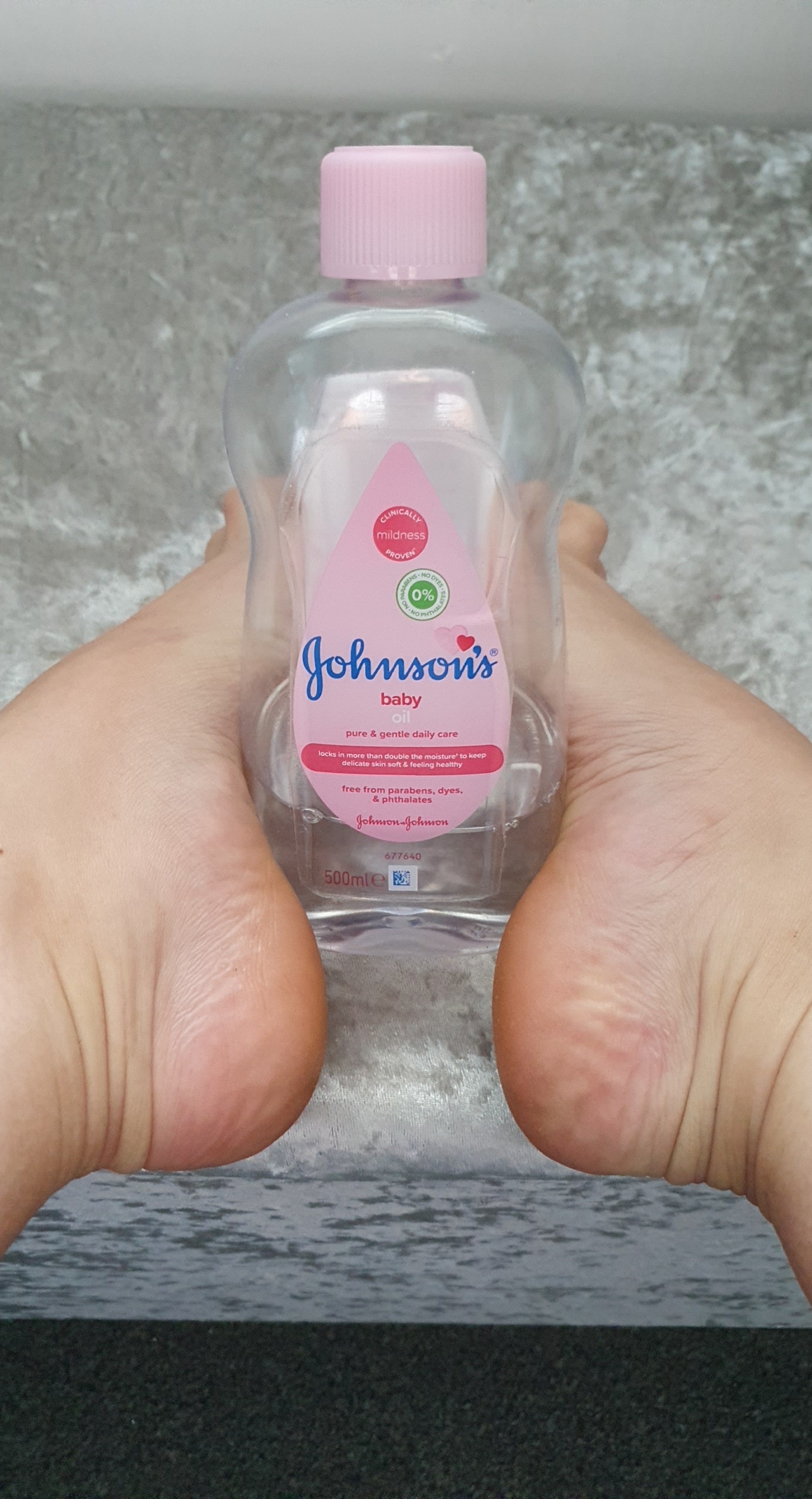 I'd love to have my feet oiled | Scrolller