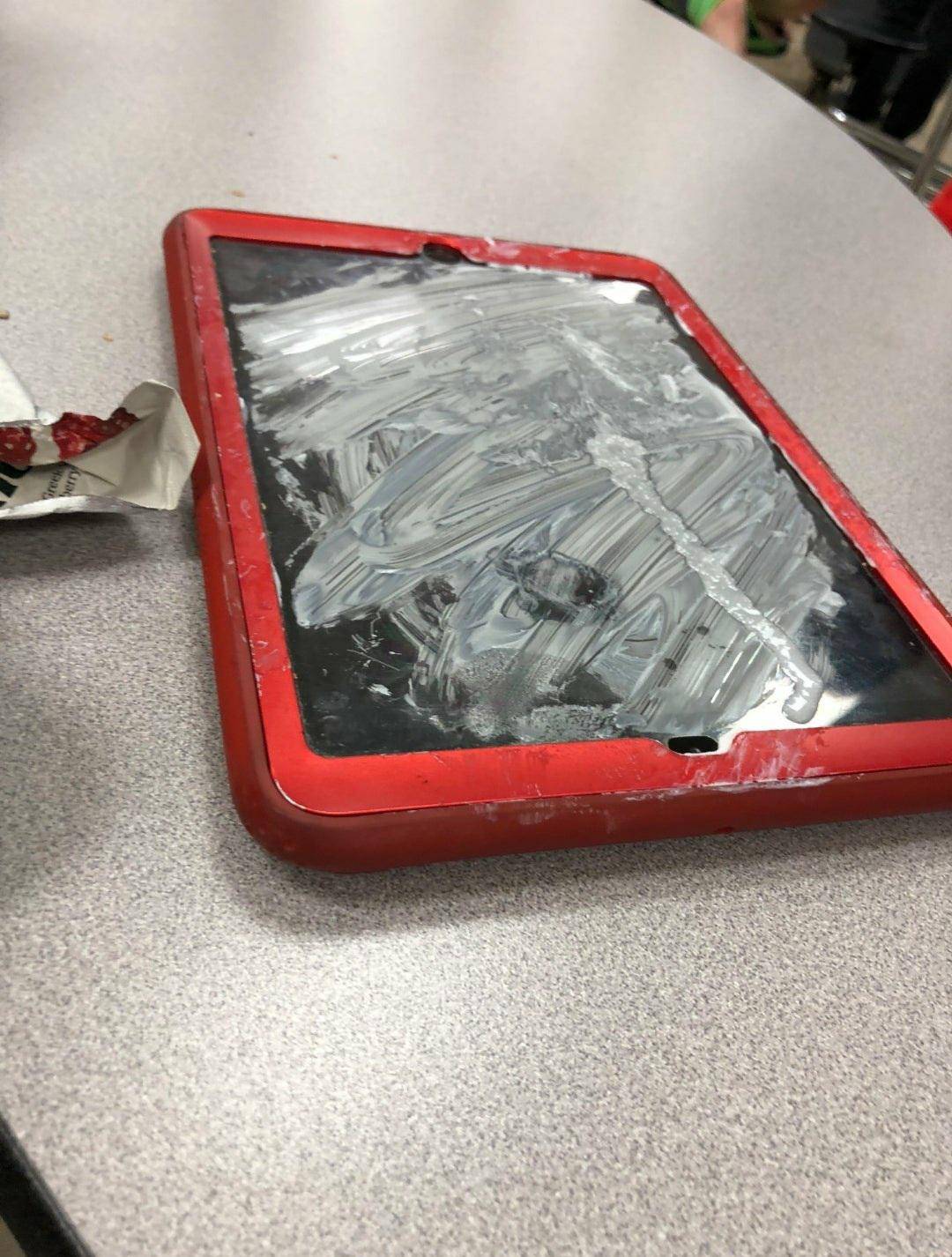 Who would service this iPad? | Scrolller