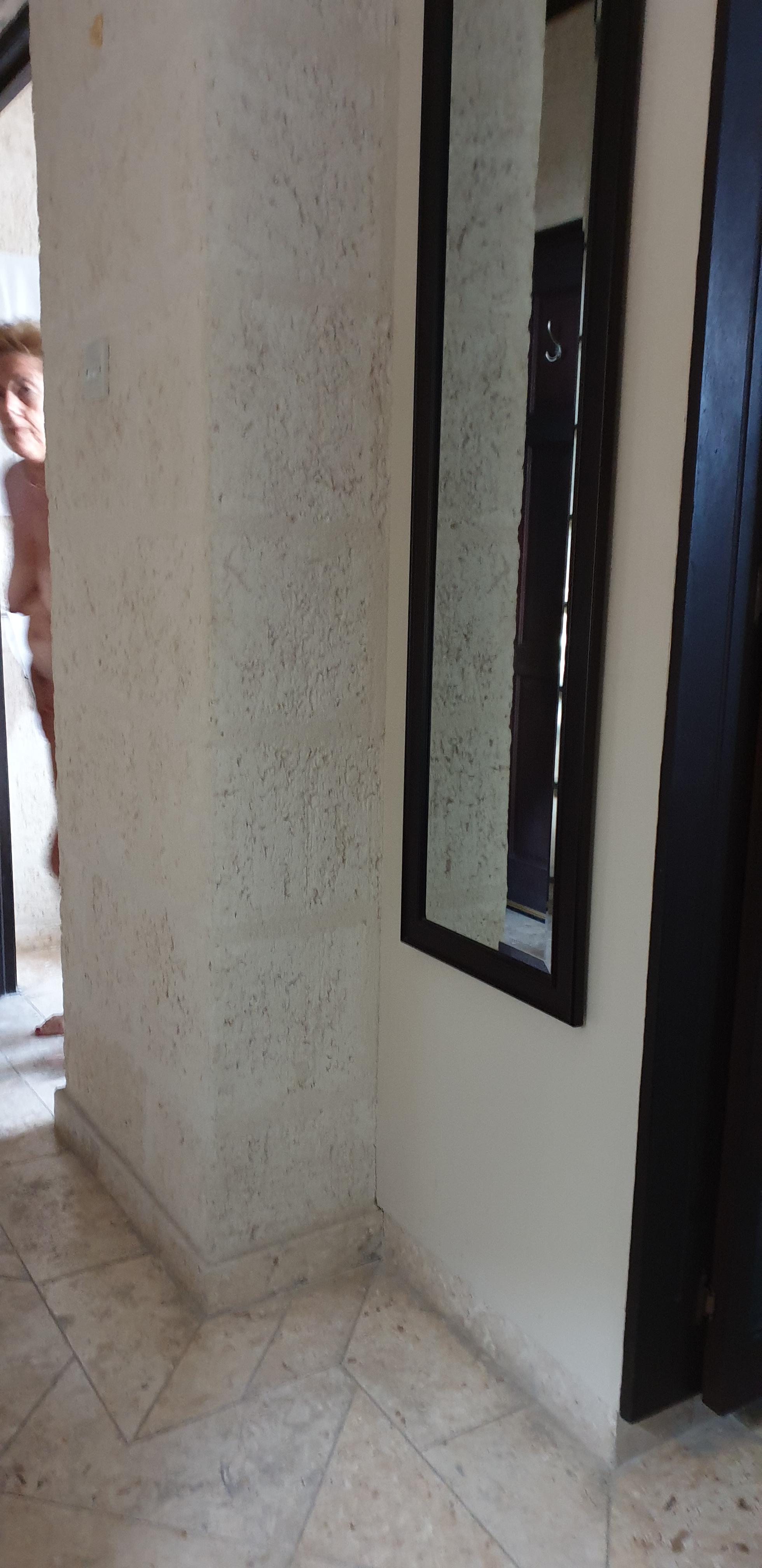 Who's that old cunt peeping round the corner? | Scrolller