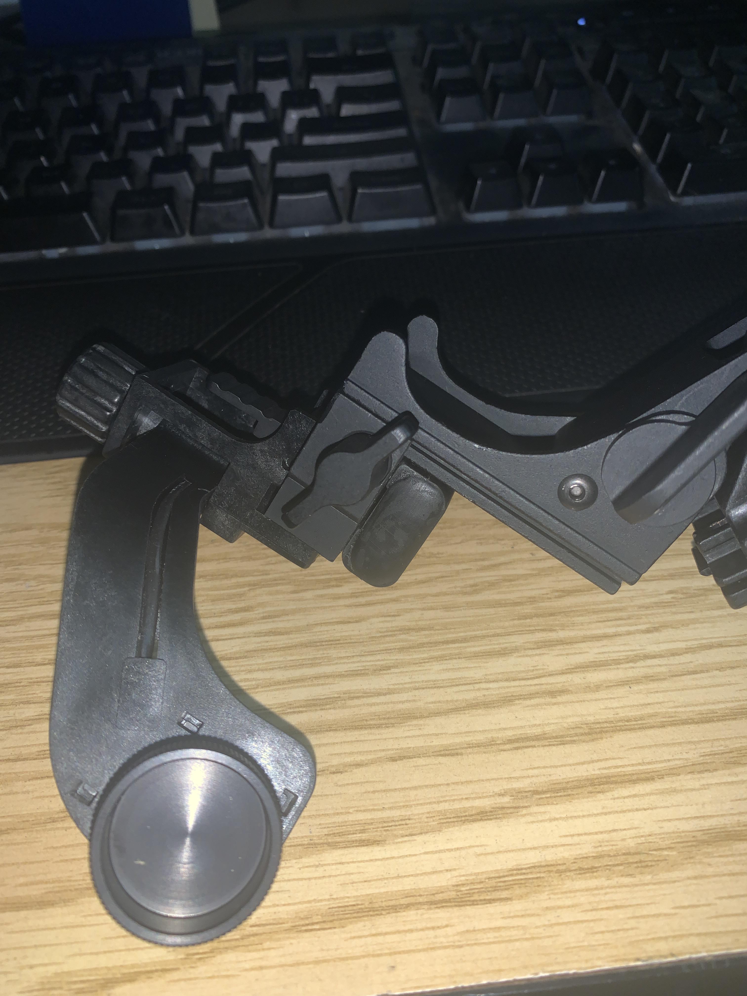 Why won’t this J Arm go all the way inside this Norotros II Mount? | Scrolller